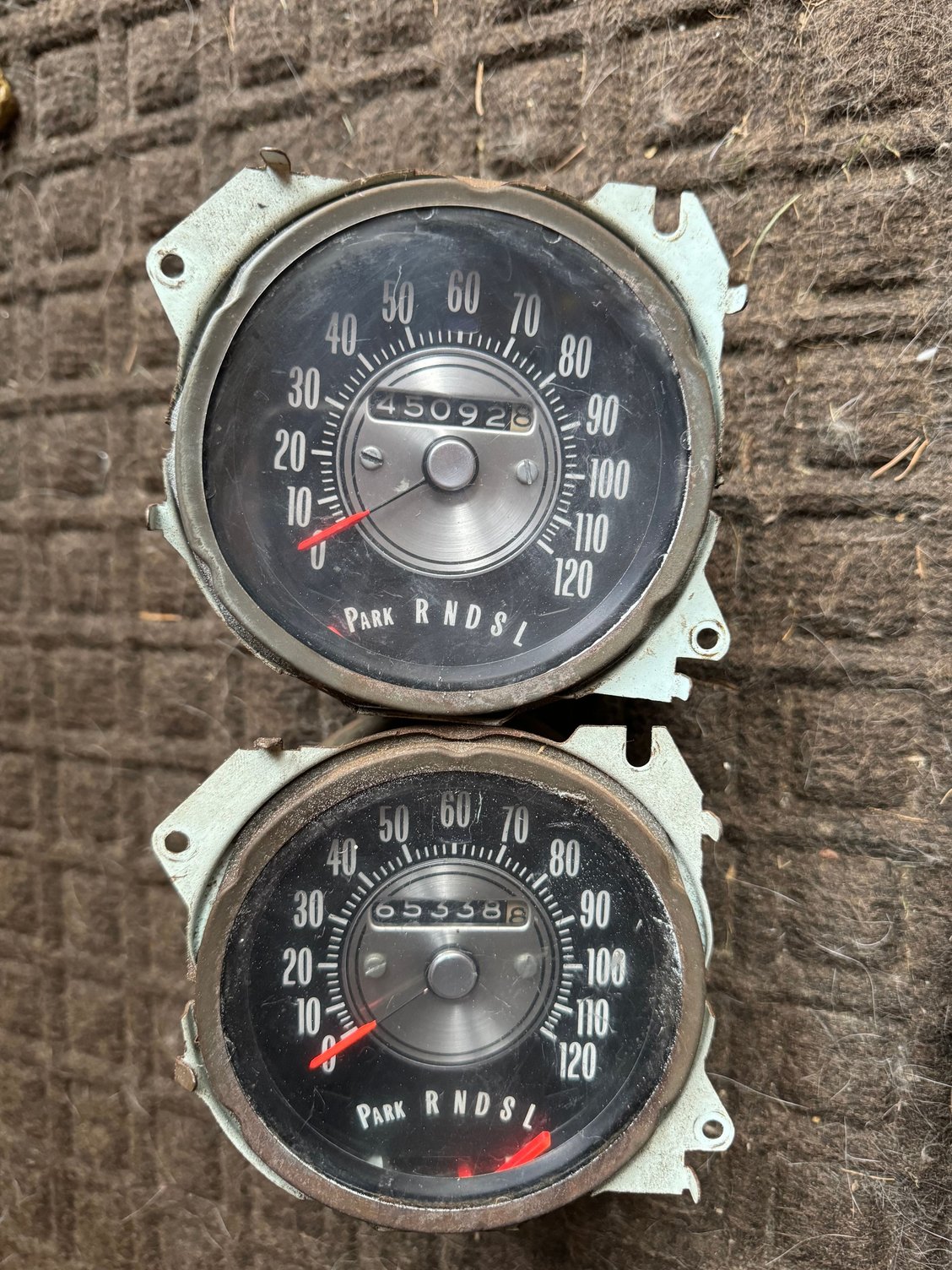 70-72 Cutlass speedometer column shift - ClassicOldsmobile.com