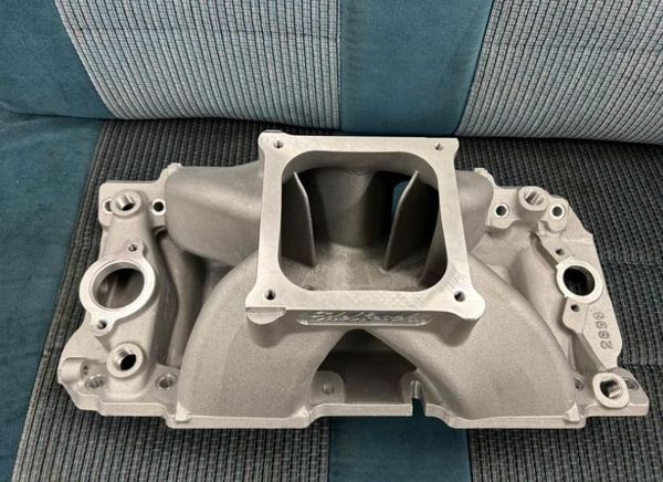 New Edelbrock 2896 big block Chevy intake manifold for Sale in LOS ...