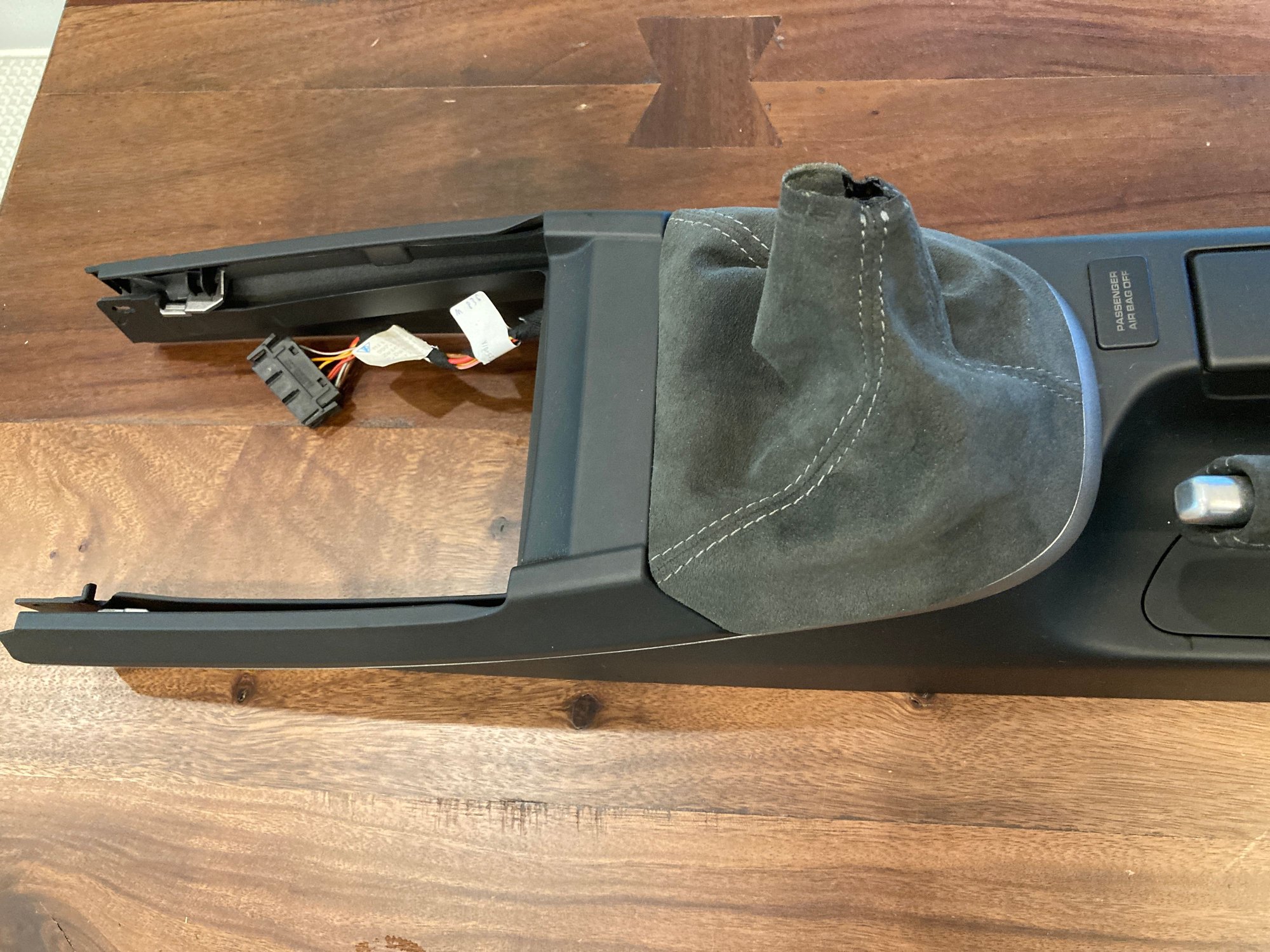 997 GT3 Alcantara Center Console - Rennlist - Porsche Discussion Forums