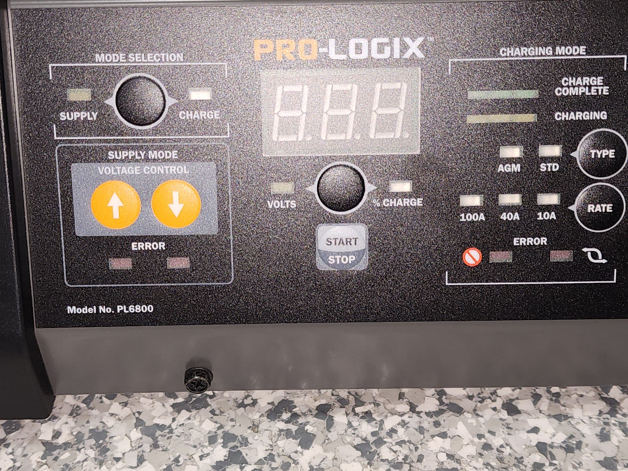 **NEW** Solar 12V Heavy Duty PRO-LOGIX PL6800 Battery Charger and Power ...