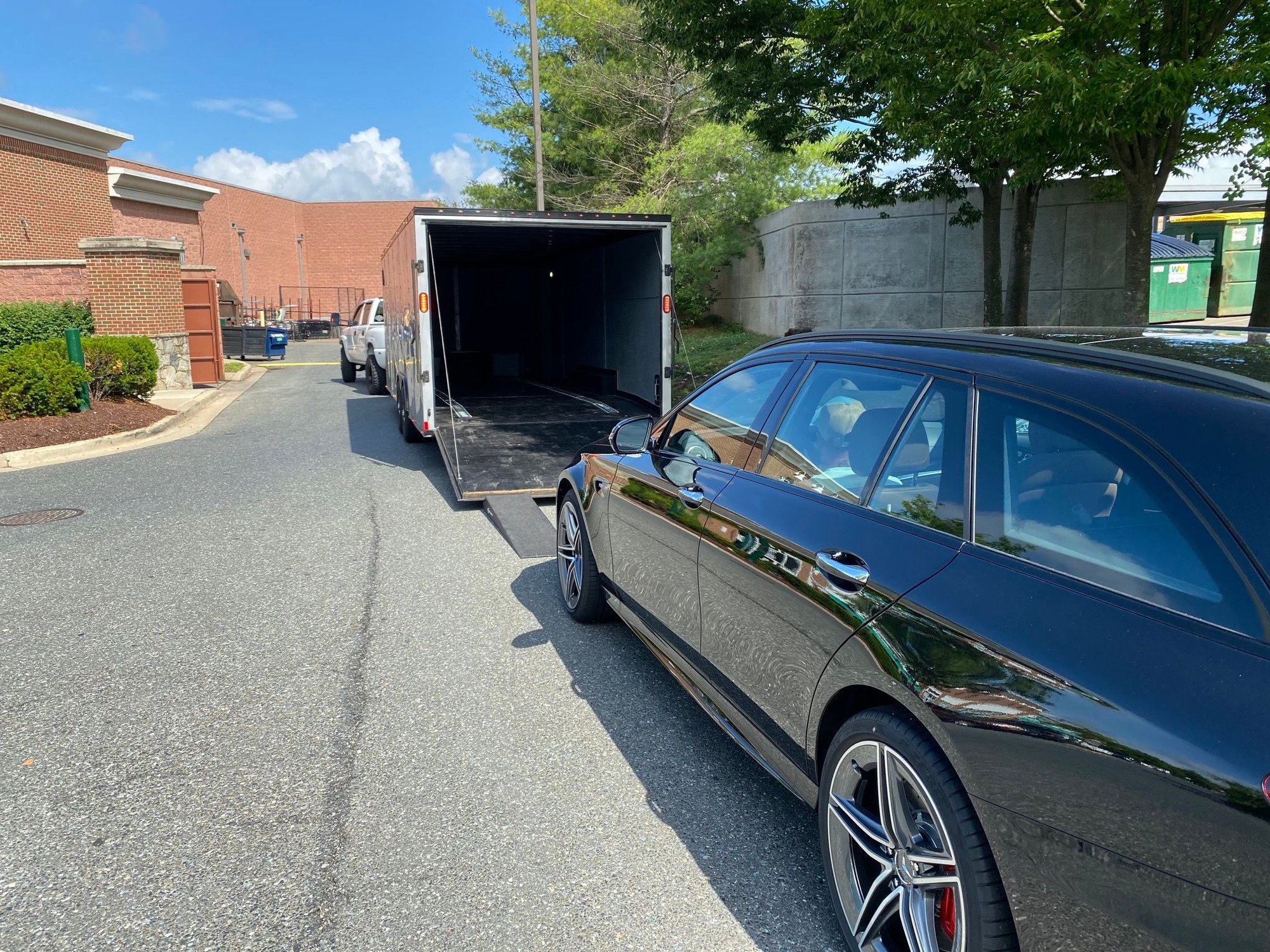 Has anyone here ever used a single-car enclosed transport? - Rennlist ...