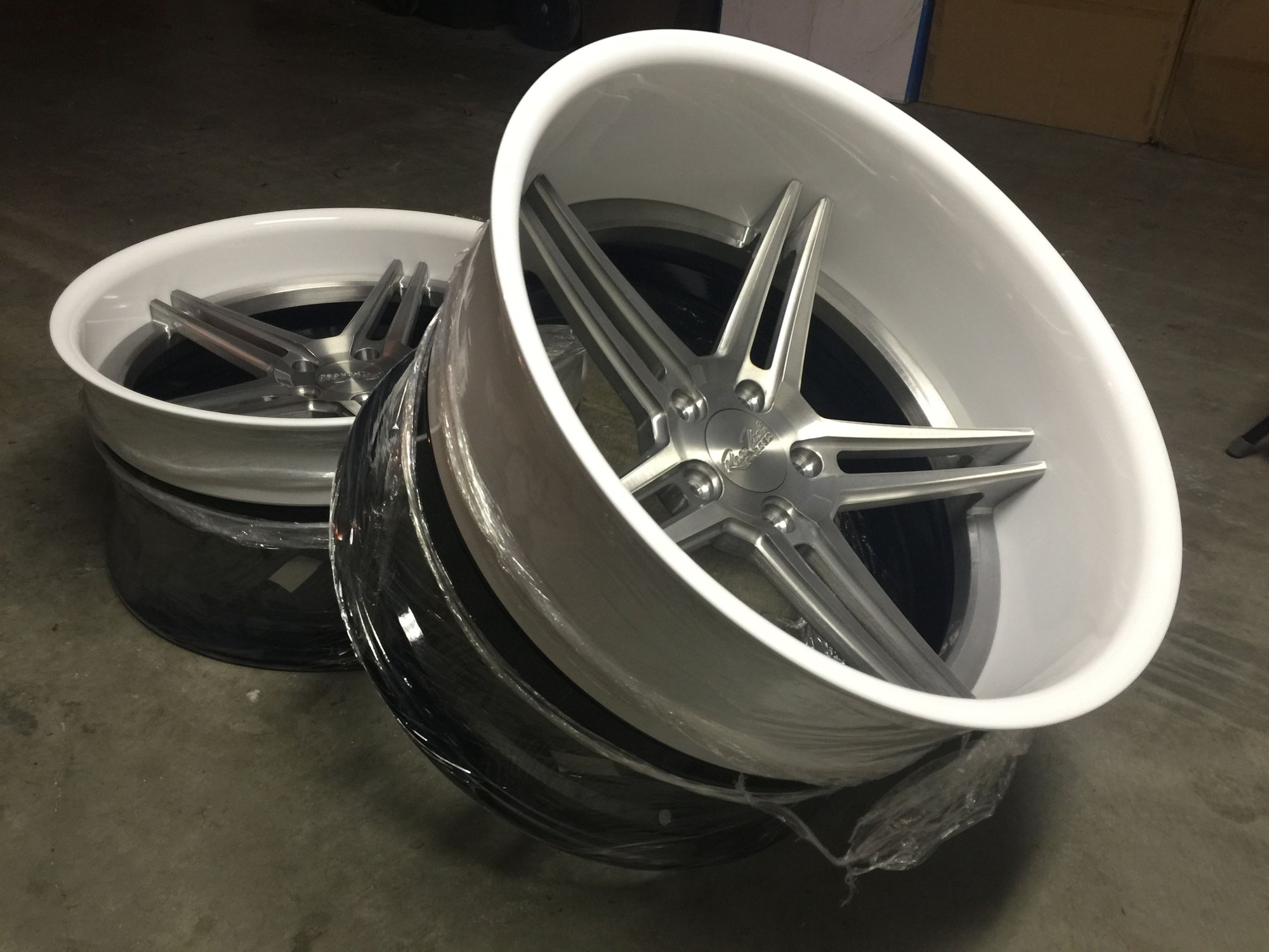 LIMITED EDITION TWO-TONE FINISH OPTIONS on RTF MonoBloc Series wheels ...