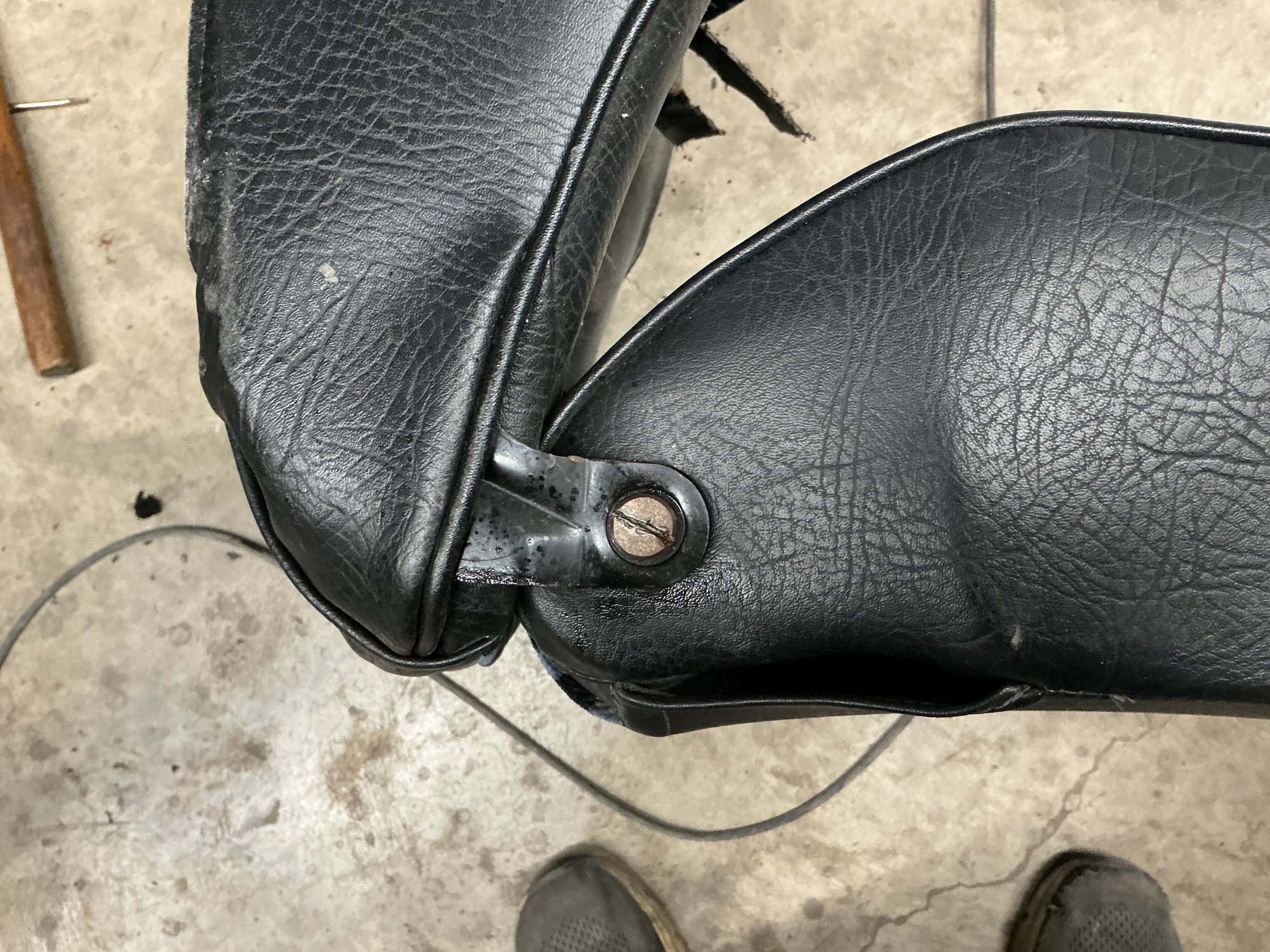 Disassembly of 78 front seat - Rennlist - Porsche Discussion Forums