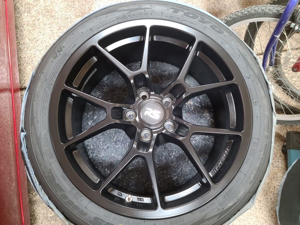 RS3 Track Wheels: Neuspeed RSE10 Wheels with Toyo R888R Tires ...