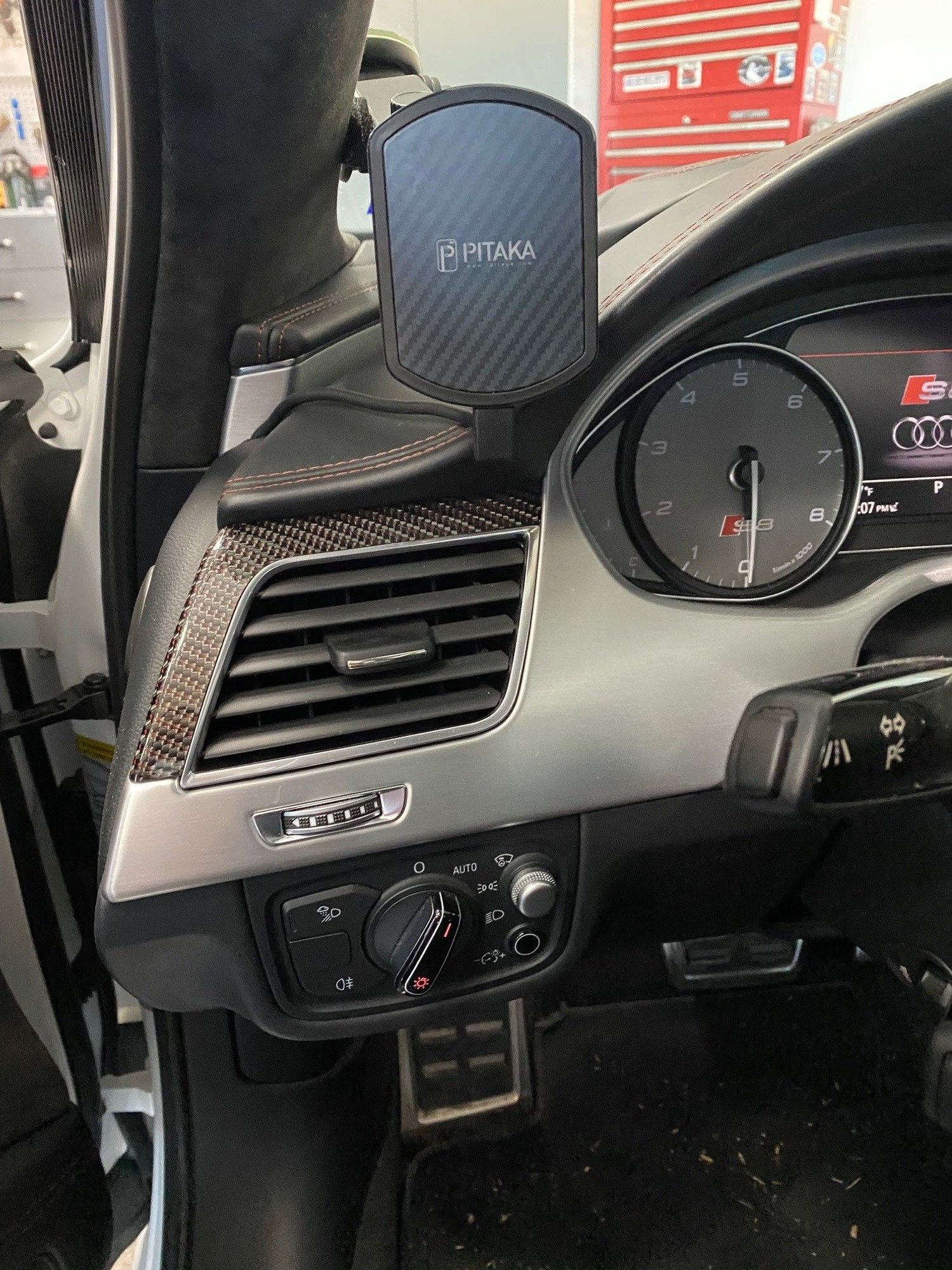 Quick and easy USB port solution - Page 2 - AudiWorld Forums