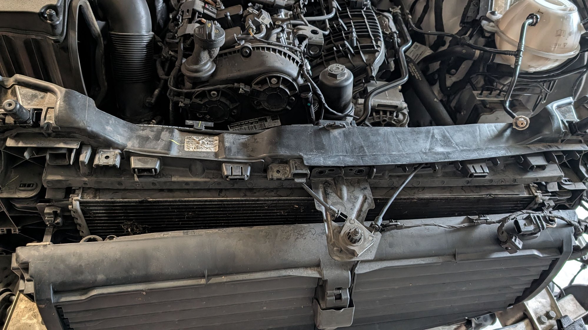 2019 Q5 Radiator Removal - AudiWorld Forums