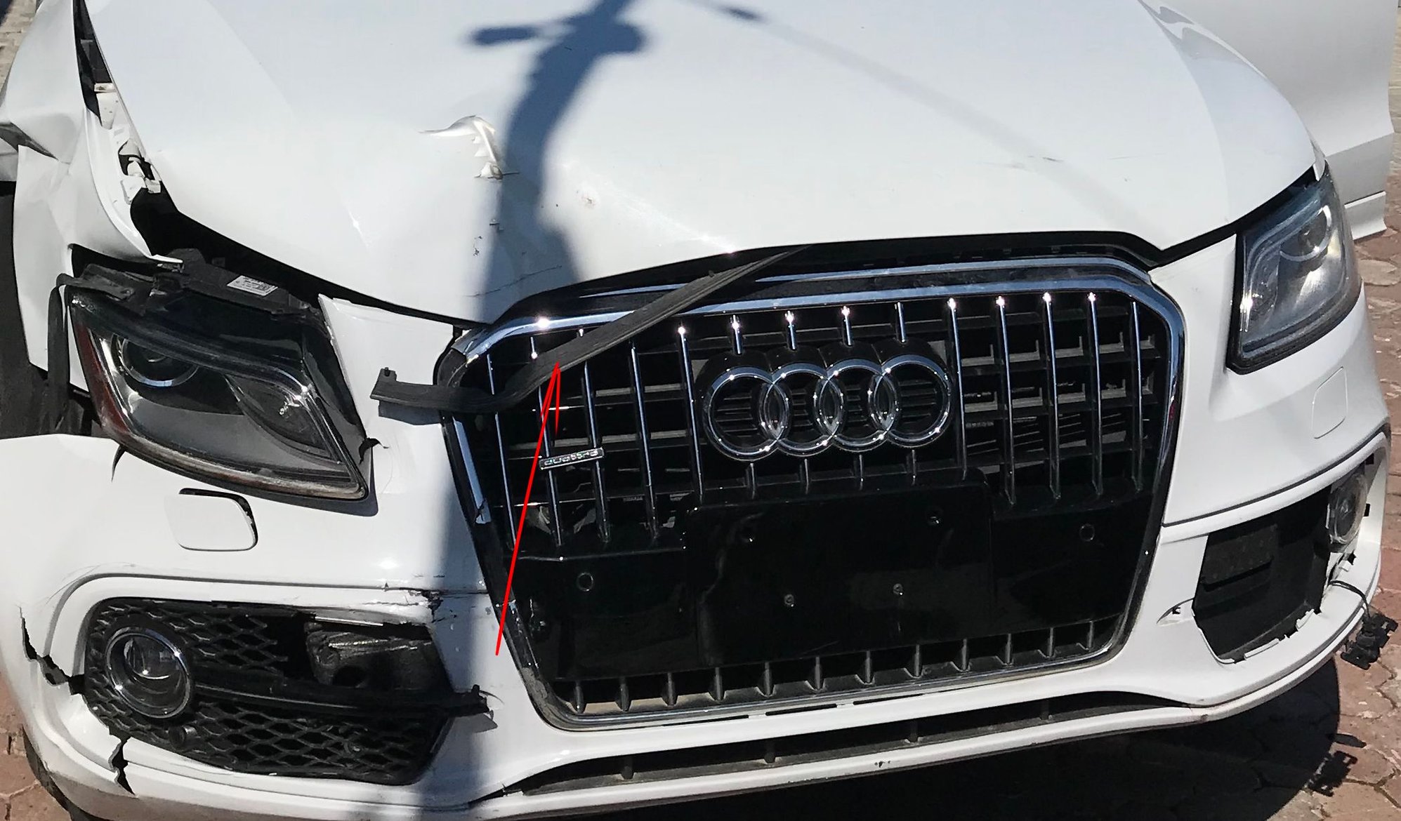 2015 Audi Q5 3.0T Hood Seal missing, need help figuring out ...