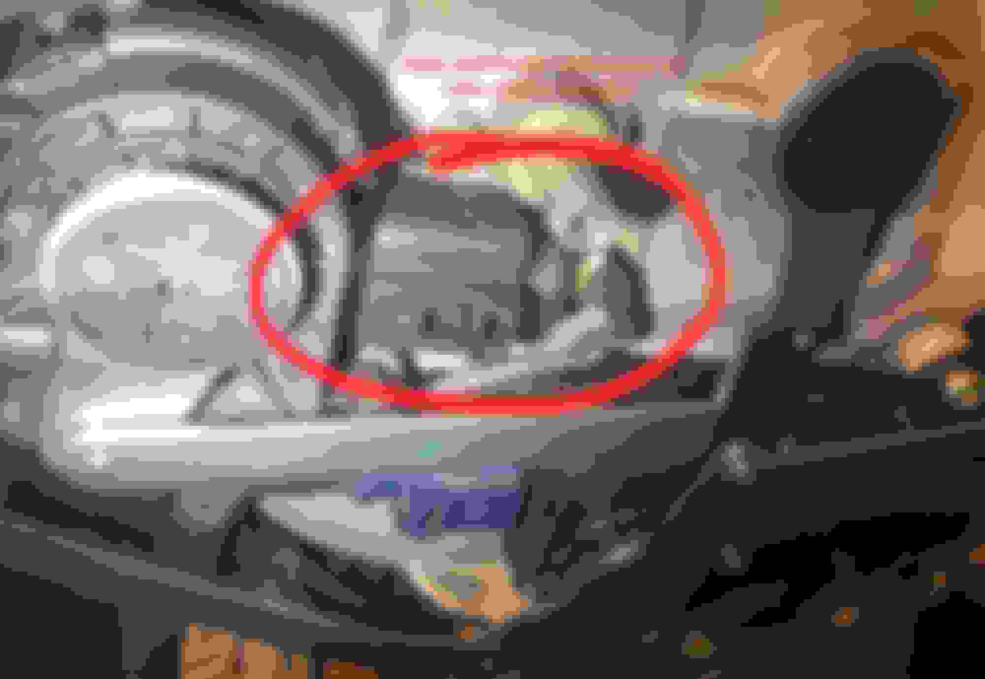 Unknown connectors! Help! - AudiWorld Forums