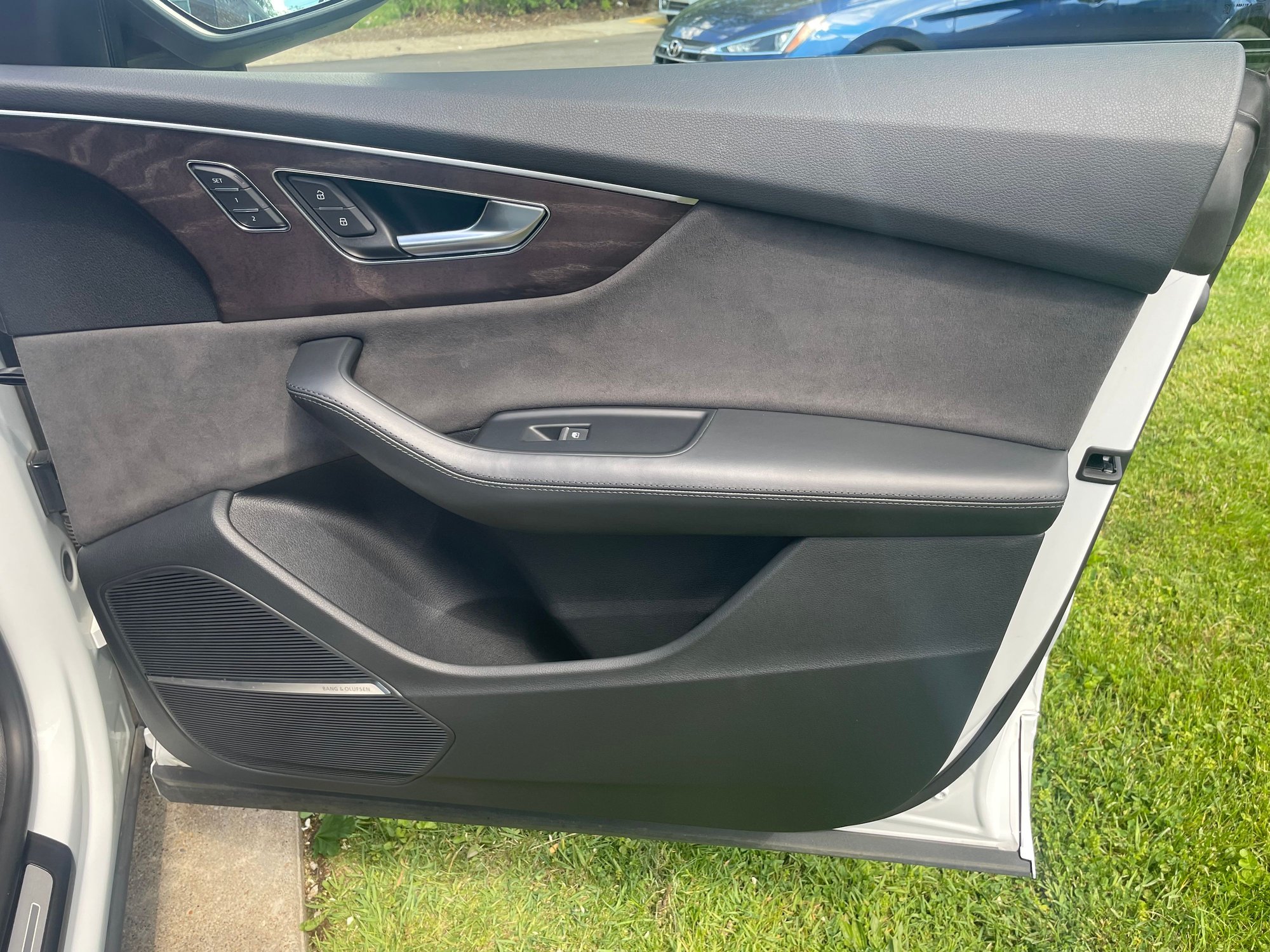 2019 Audi Q8-Glacier White-Black Interior W/31,650 miles!!! - AudiWorld ...