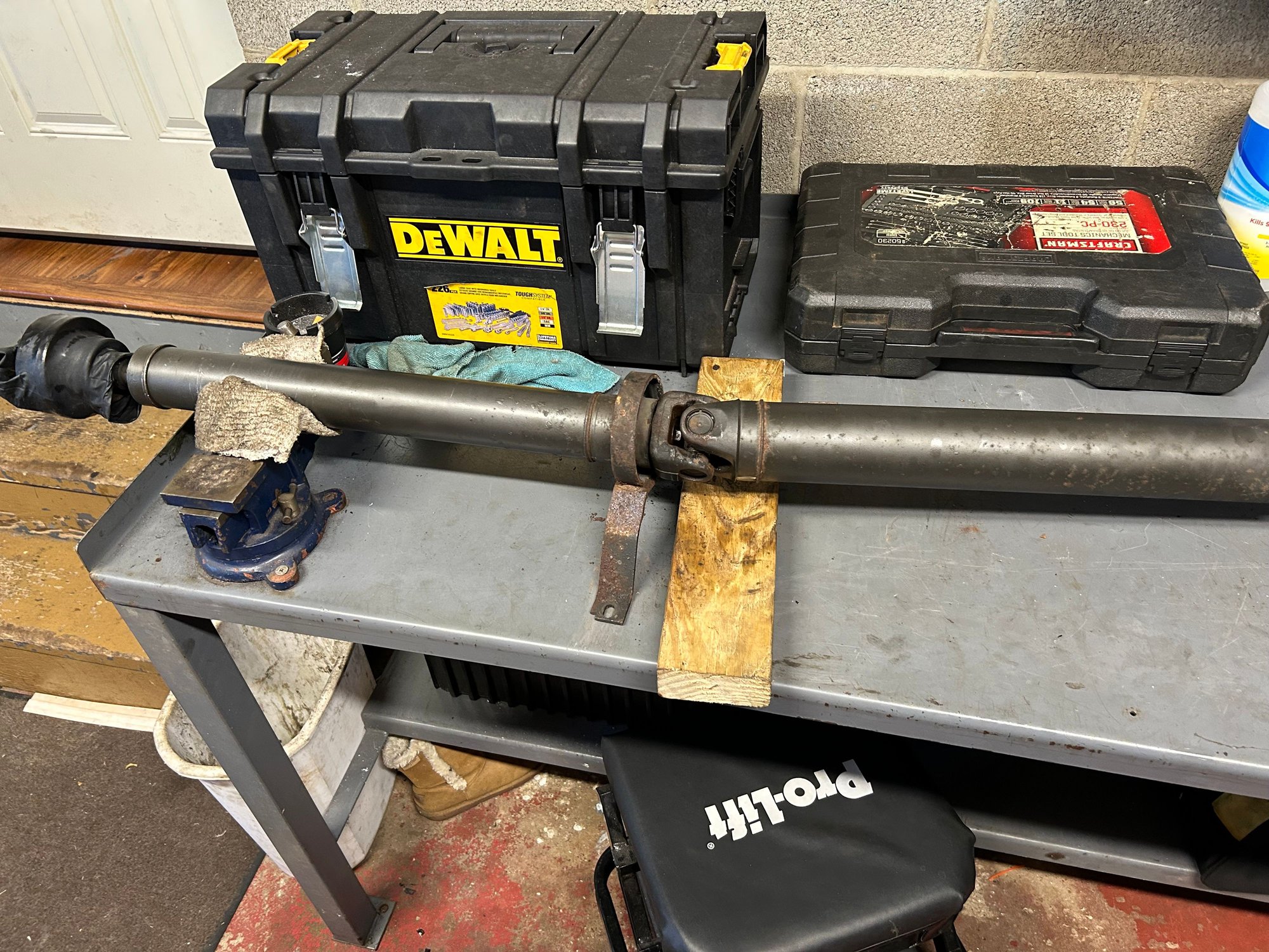 Need help with center support bearing middle bolt to split drive shaft ...