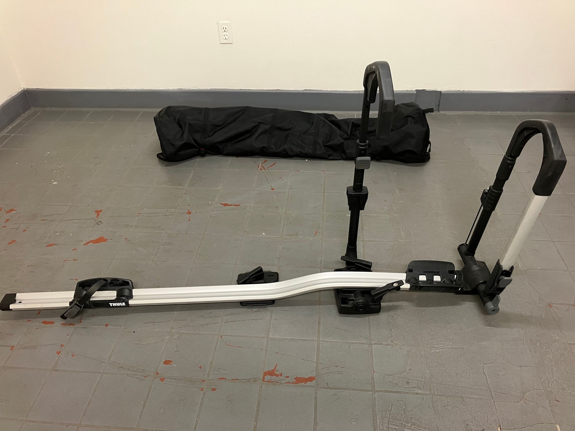 FS $200: OEM Roof rack, bag and Thule bike rack - AudiWorld Forums