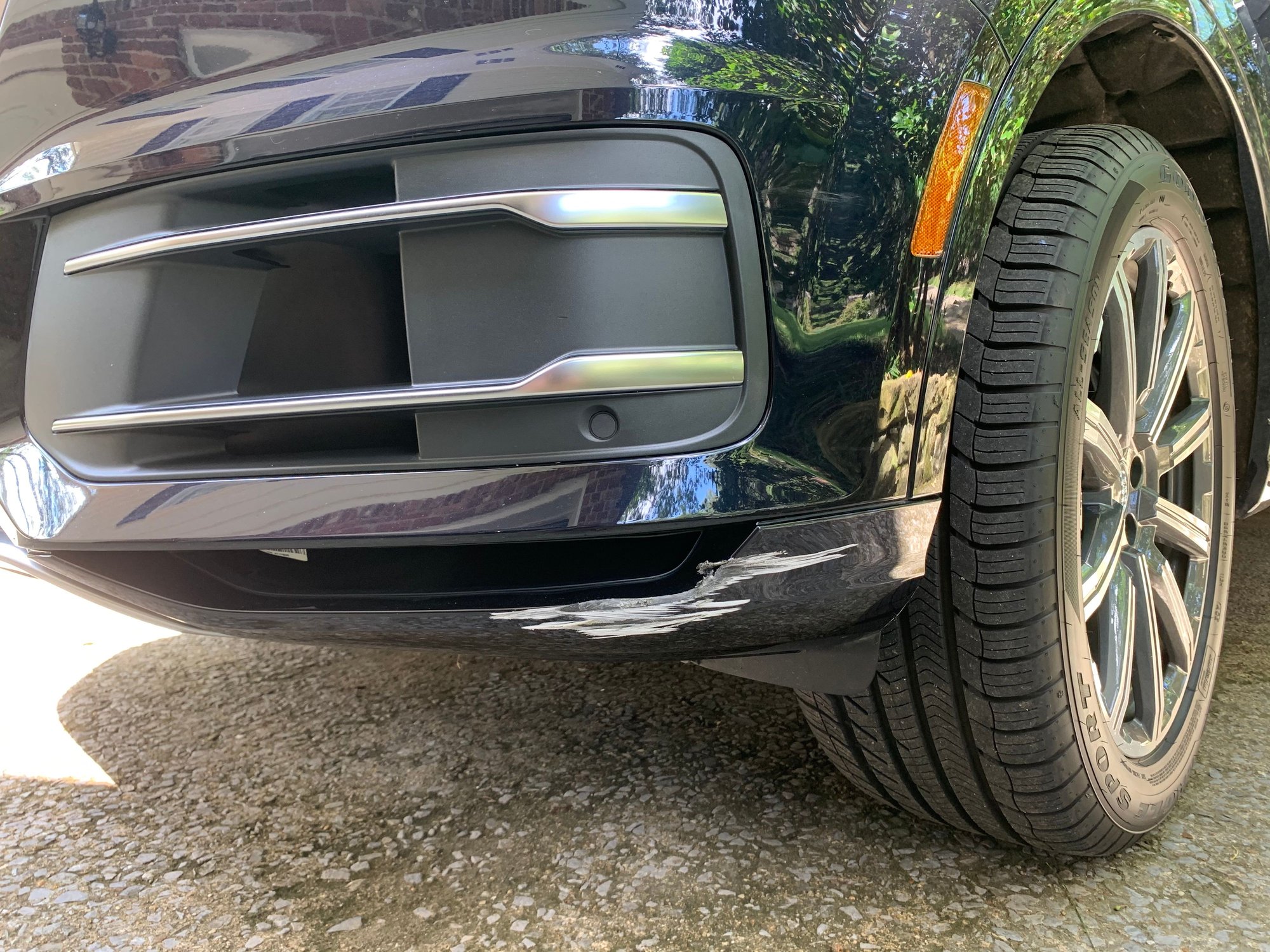 Damage under bumper - AudiWorld Forums