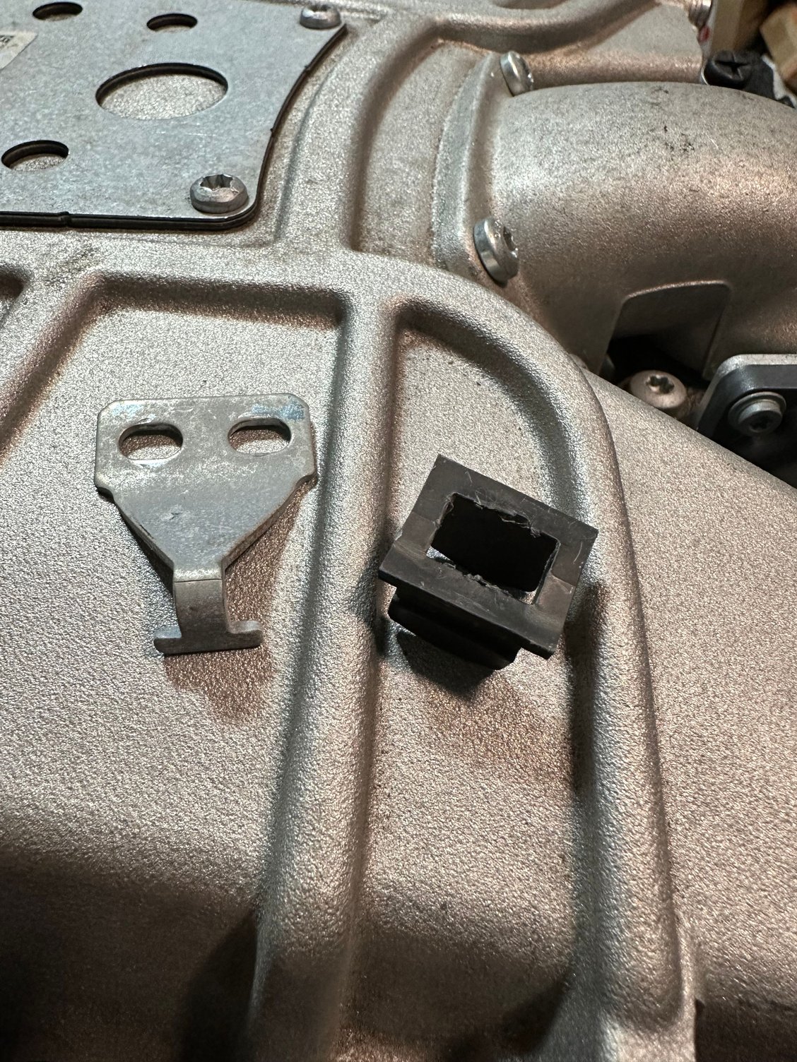 DIY: 3.0t Engine Mounts ( Easy way , No need to lower Subframe) - AudiWorld Forums