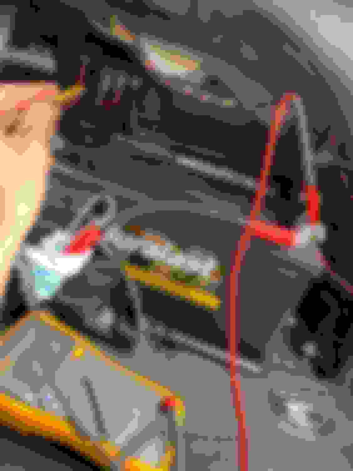 2010 A8 - No Power No Lights with charged battery - AudiWorld Forums