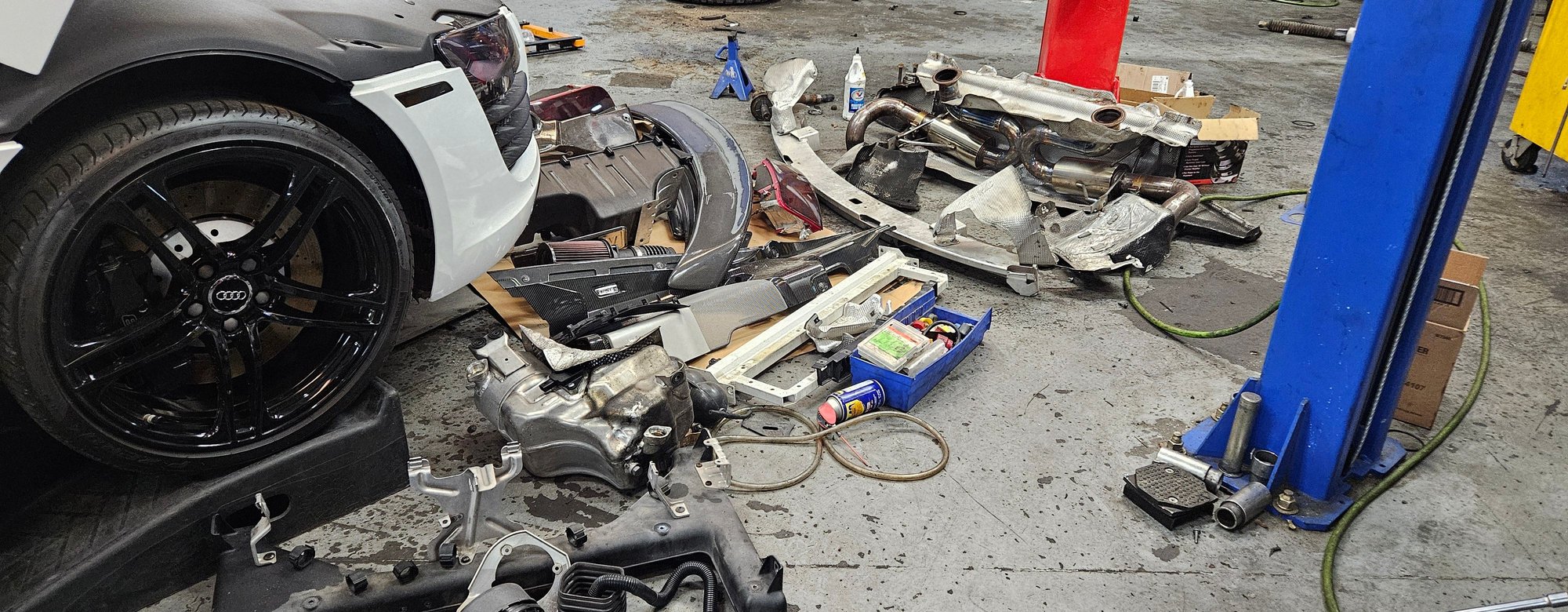 Audi R8 V8 Oil Leak/ $17k in repairs - AudiWorld Forums