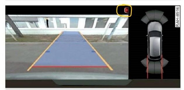 Keep the peripheral camera display in "Camera" mode instead of "Graphic ...