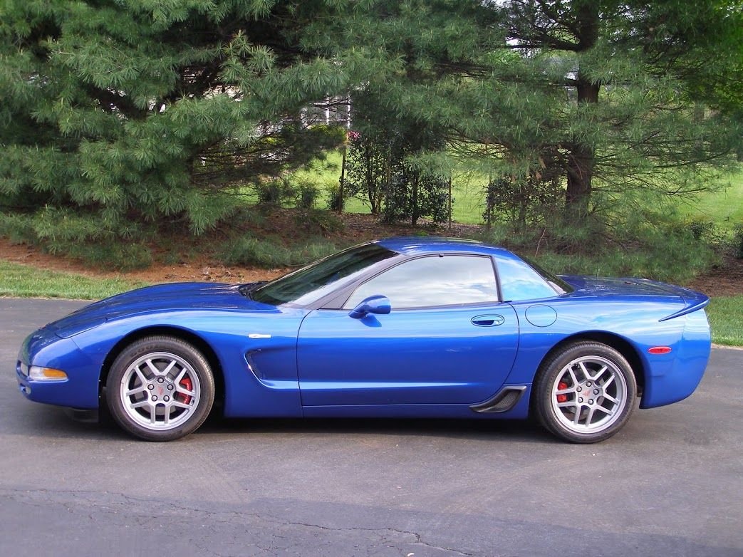 Z06 Call me crazy, but.... anyone else prefer the c5z in stock ride ...
