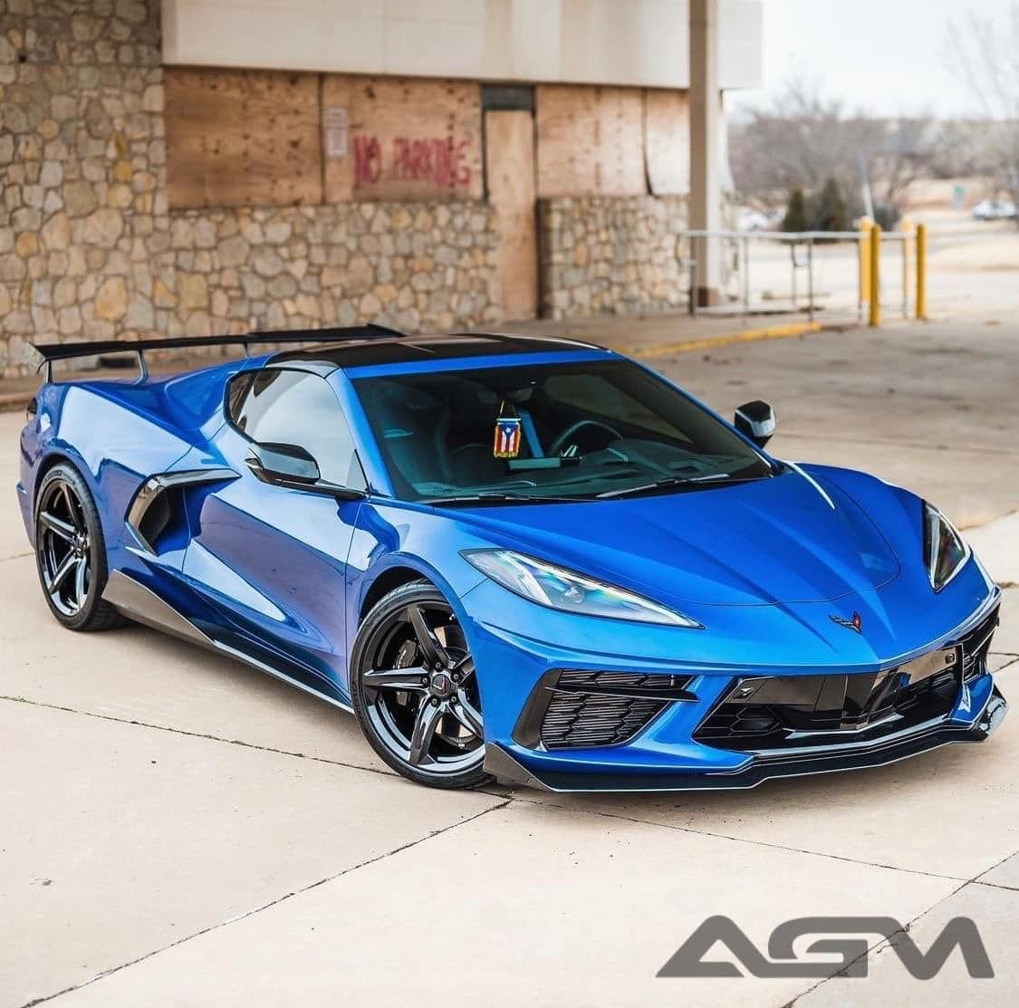 First C8 Corvette C8R with Z06 5 spoke design wheels !! - Page 2 ...