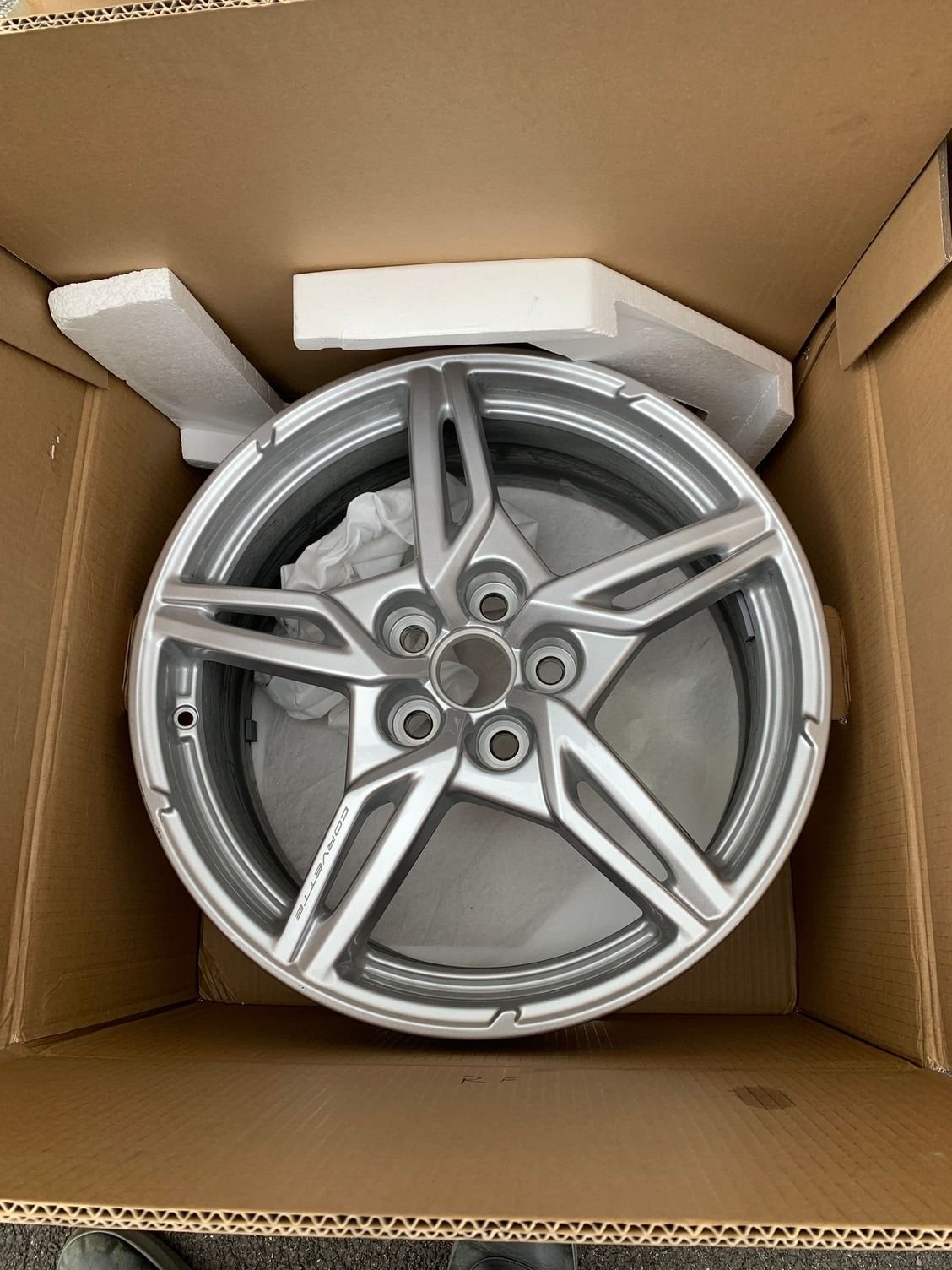 FS (For Sale) 2024 C8 Stock Rims - CorvetteForum - Chevrolet Corvette ...
