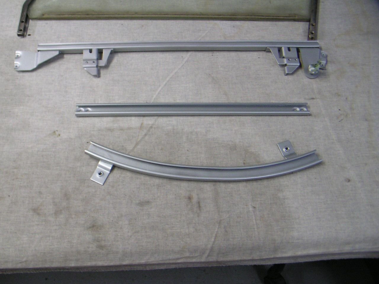 C1 Driver passenger roll up window adjustment - CorvetteForum ...