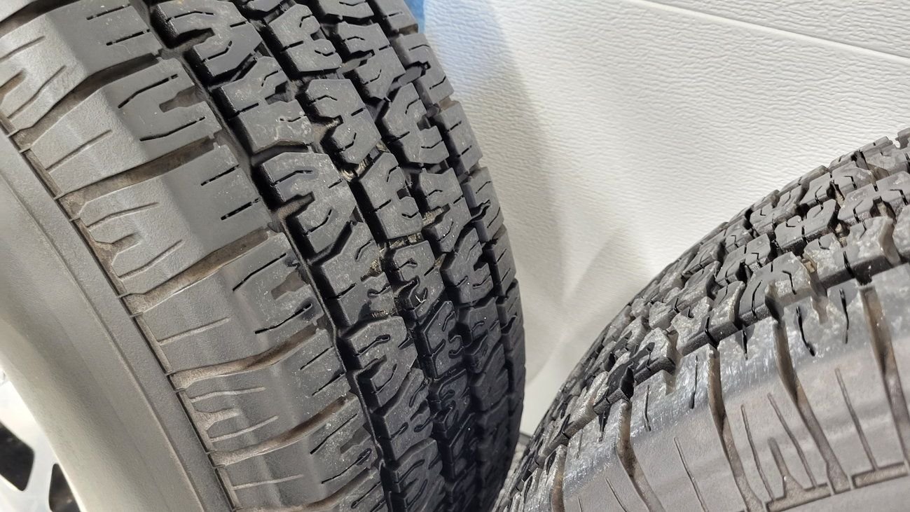 FS (For Sale) Set of 4 BFG 225/70 R15 Radial T/A tires, 80-82 Aluminum ...