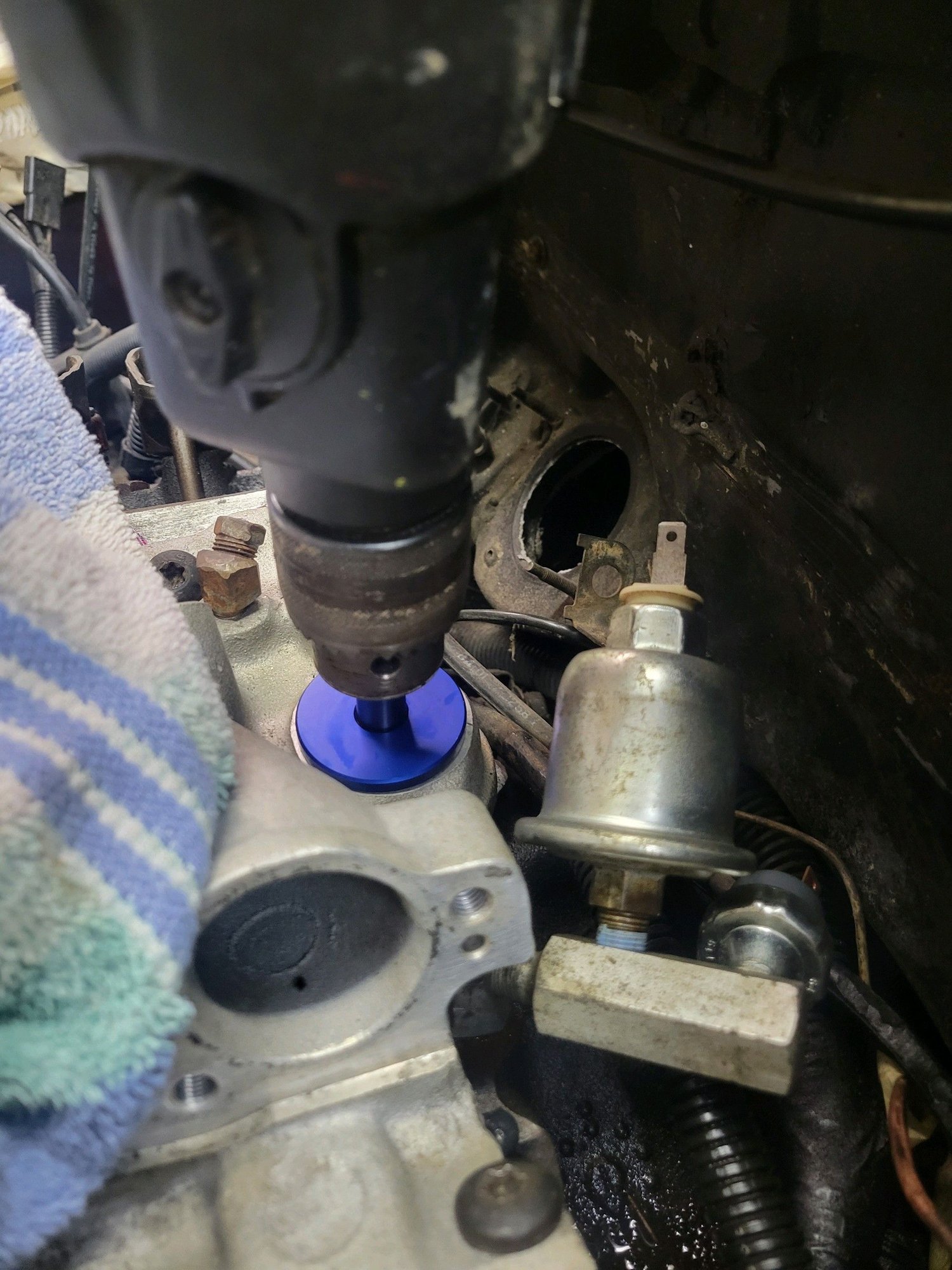 85' Oil sending units - CorvetteForum - Chevrolet Corvette Forum Discussion