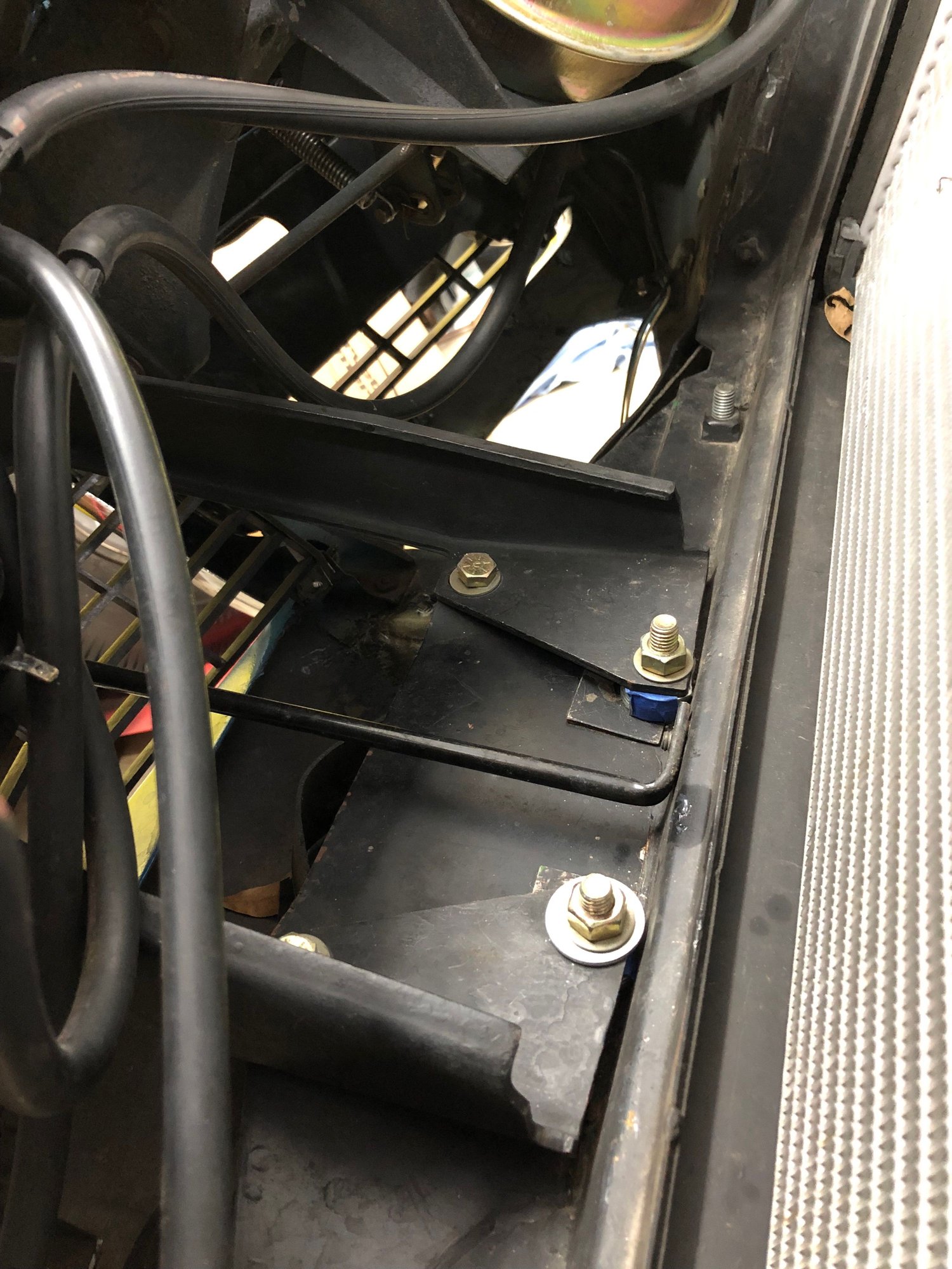 1969 Radiator and support in a 1968 - CorvetteForum - Chevrolet ...