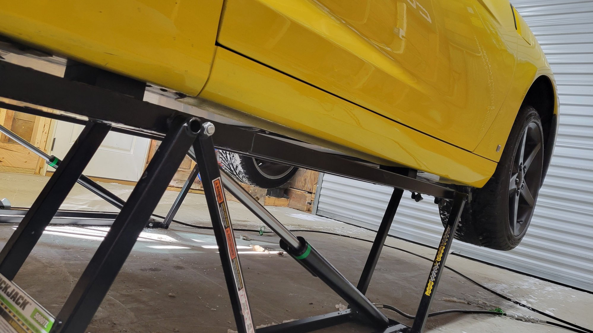 Quickjack 5000TL on a Z06 - CorvetteForum - Chevrolet Corvette Forum ...