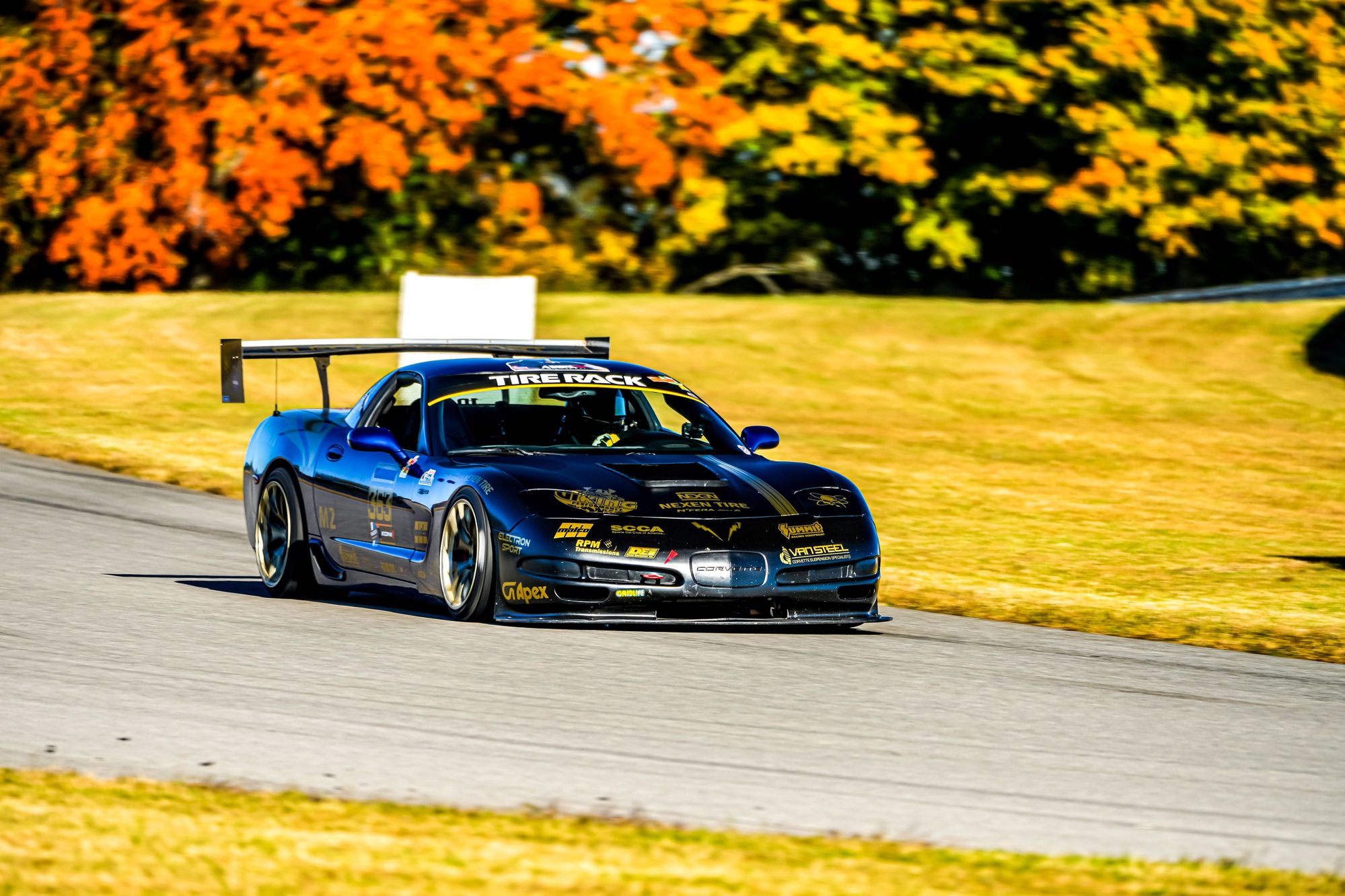 Those with C5 10.5w square setup- fitment with less offset ...