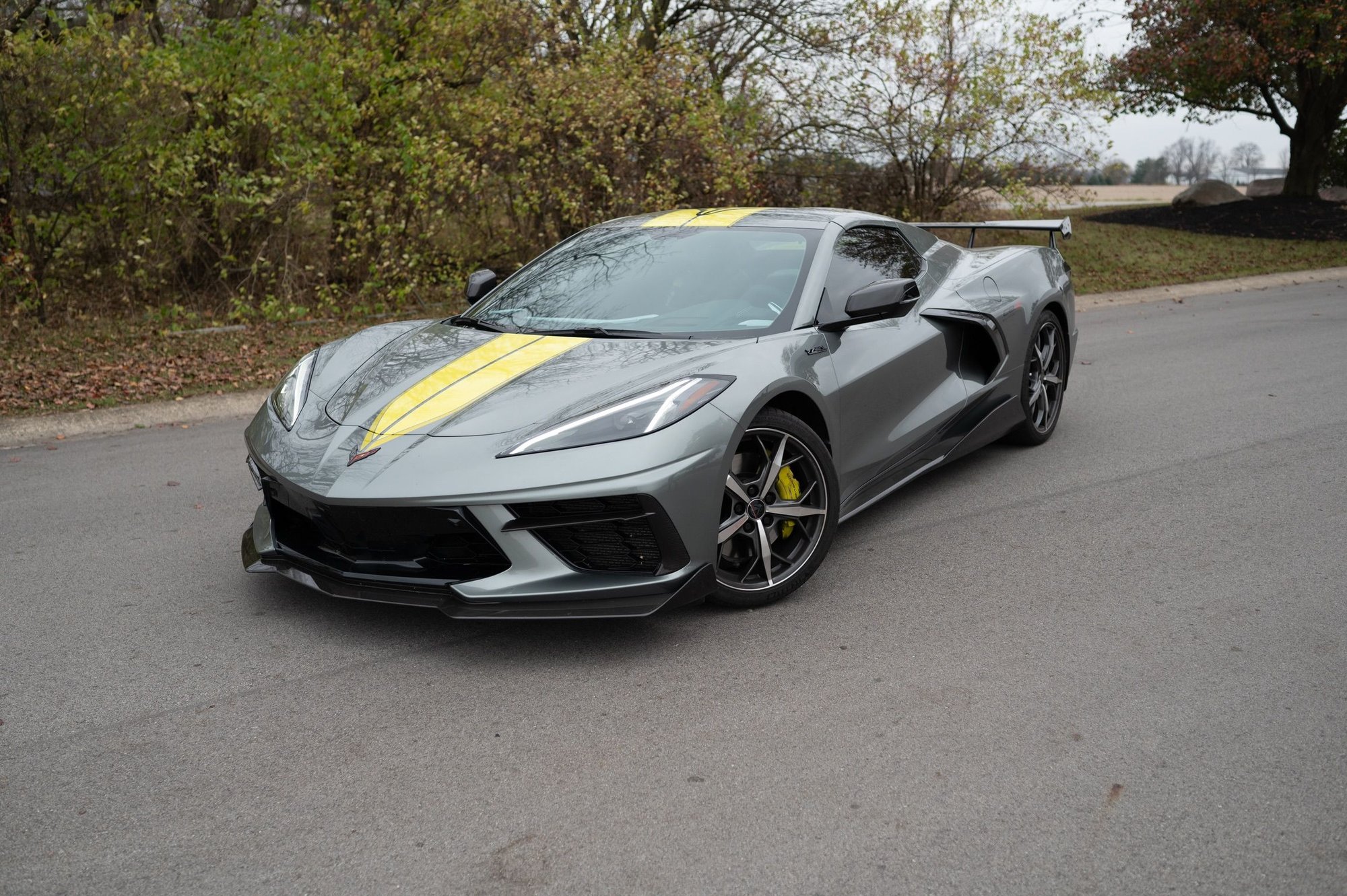 Fully loaded C8R convertible #231 front lift PRICE DROP - CorvetteForum ...