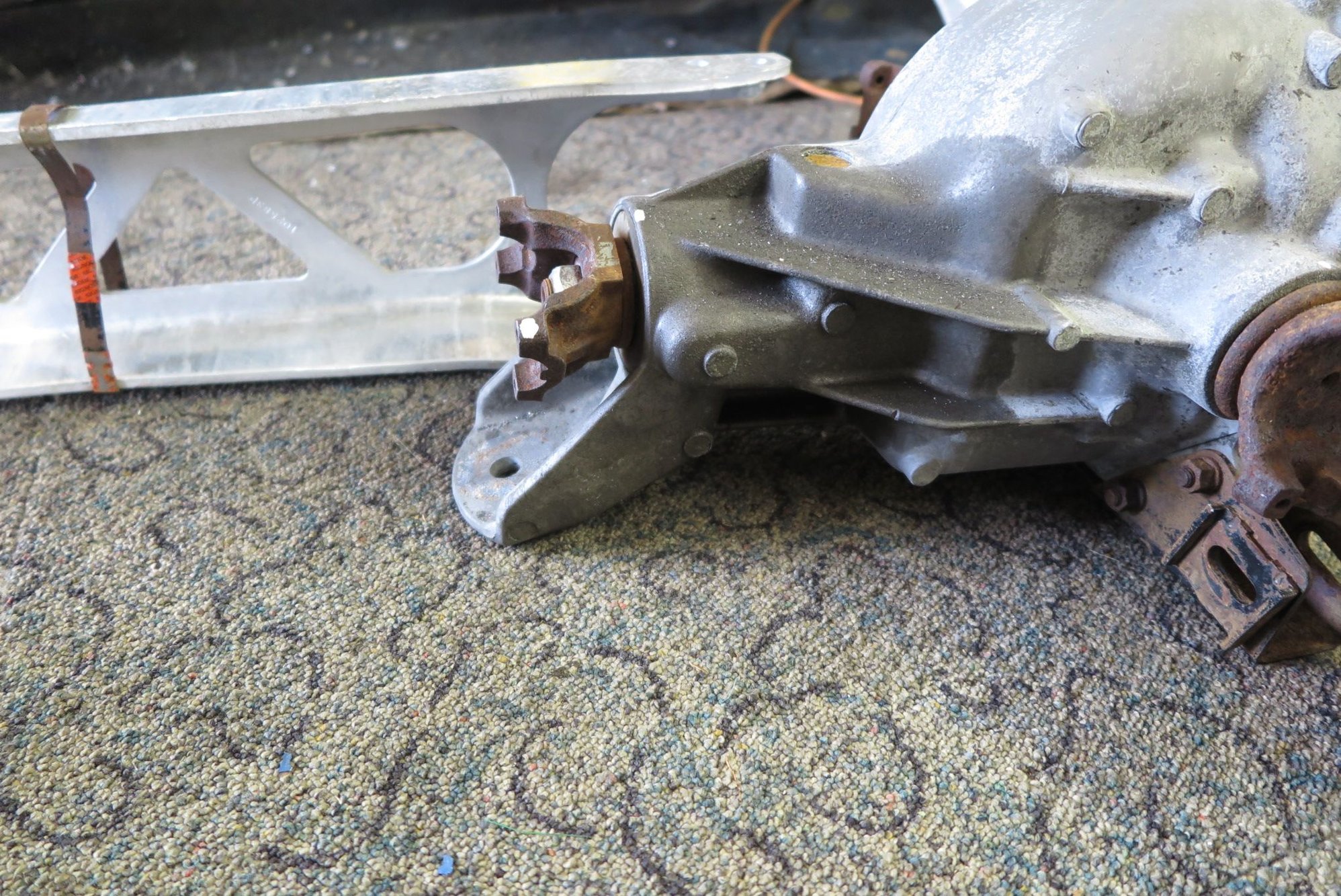 Identity of this Corvette rear axle? - CorvetteForum - Chevrolet ...