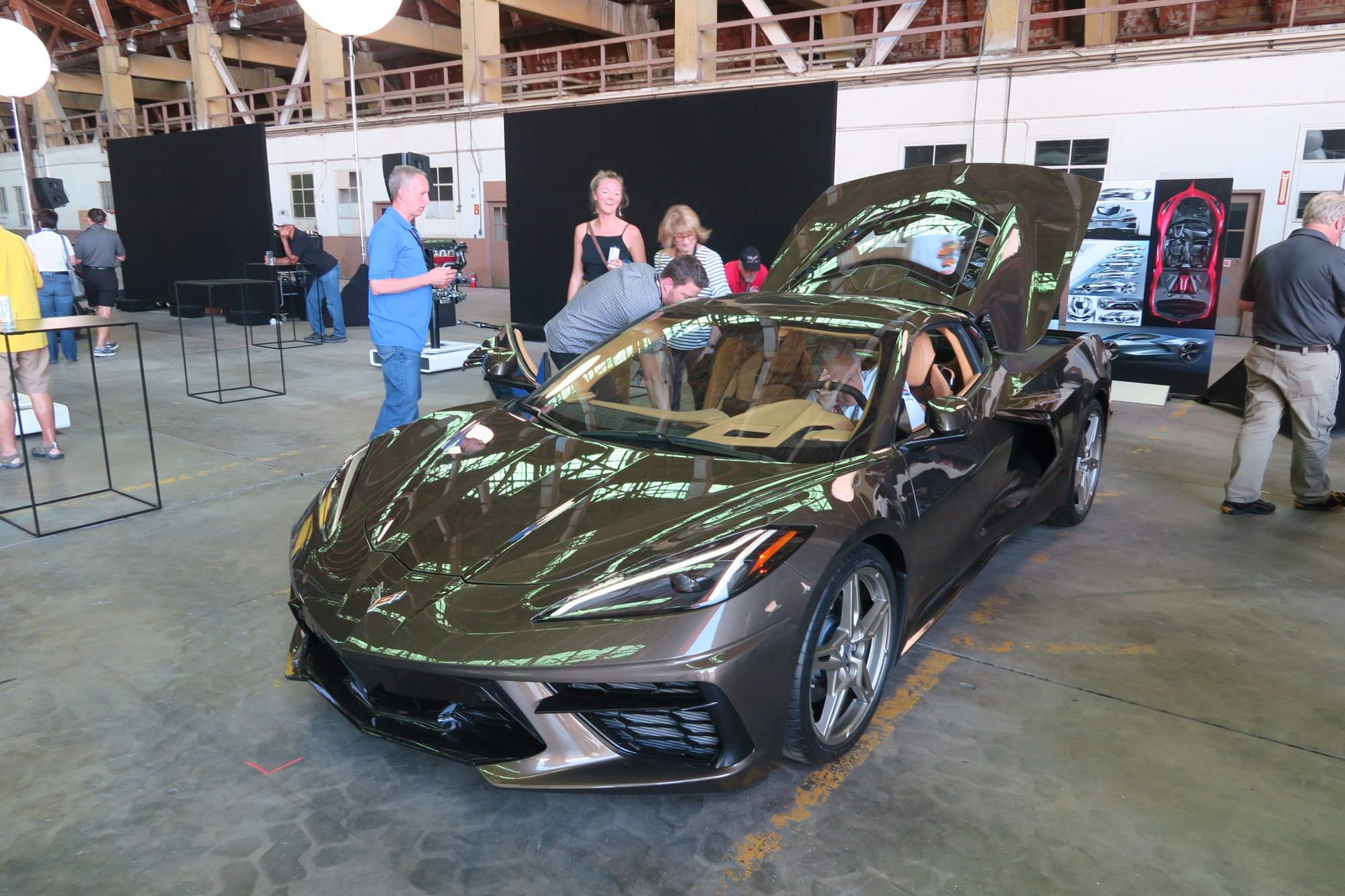 Think I'm falling in love with the Zeus Bronze color - Page 3 ...