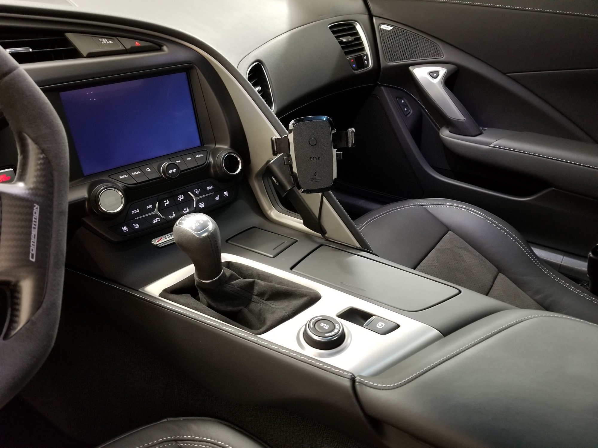 Wiring a phone holder to USB port - CorvetteForum - Chevrolet Corvette ...