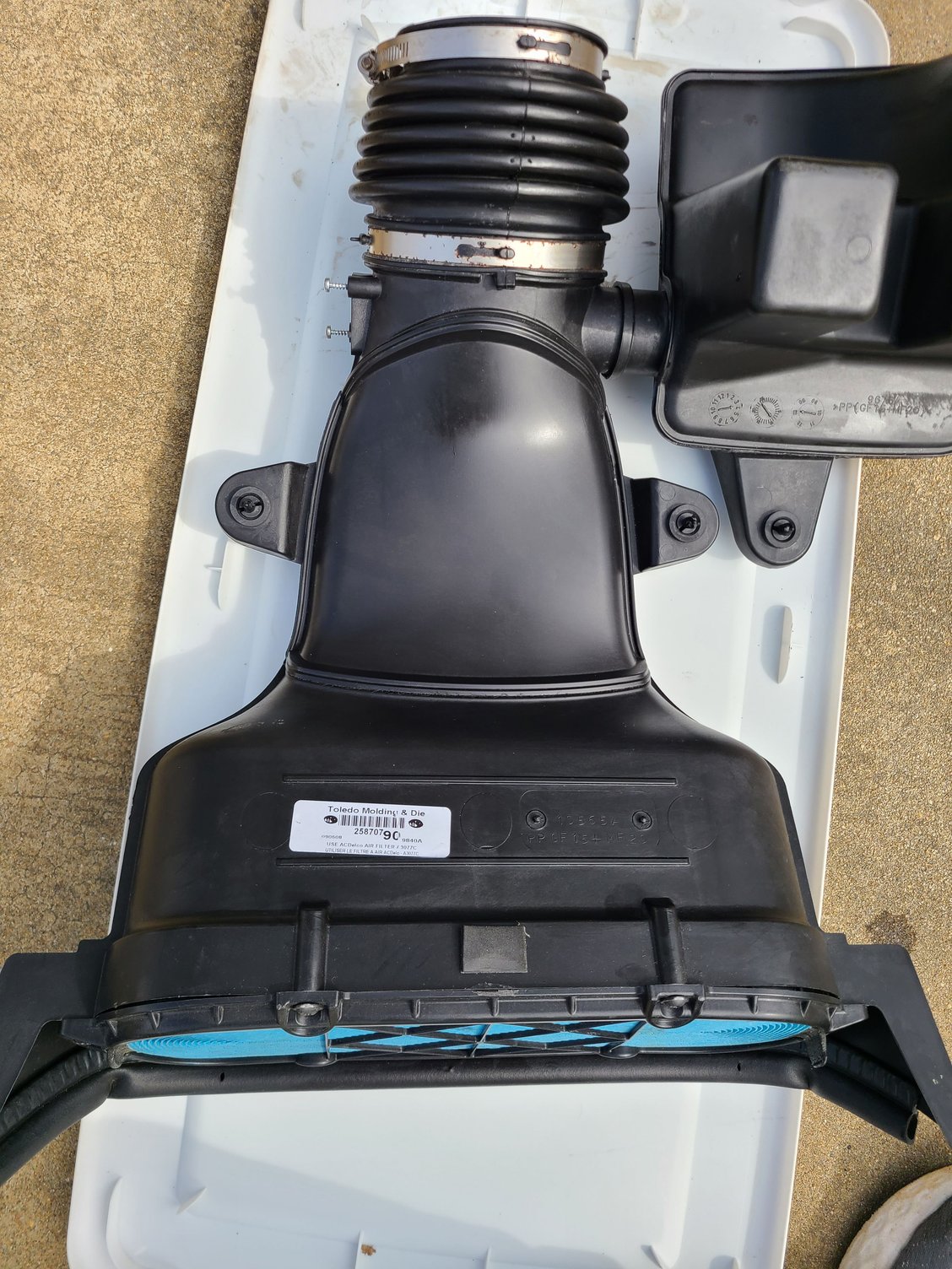 FS (For Sale) 2008-2013 C6 LS3 Corvette Stock Air Filter Housing - GM ...