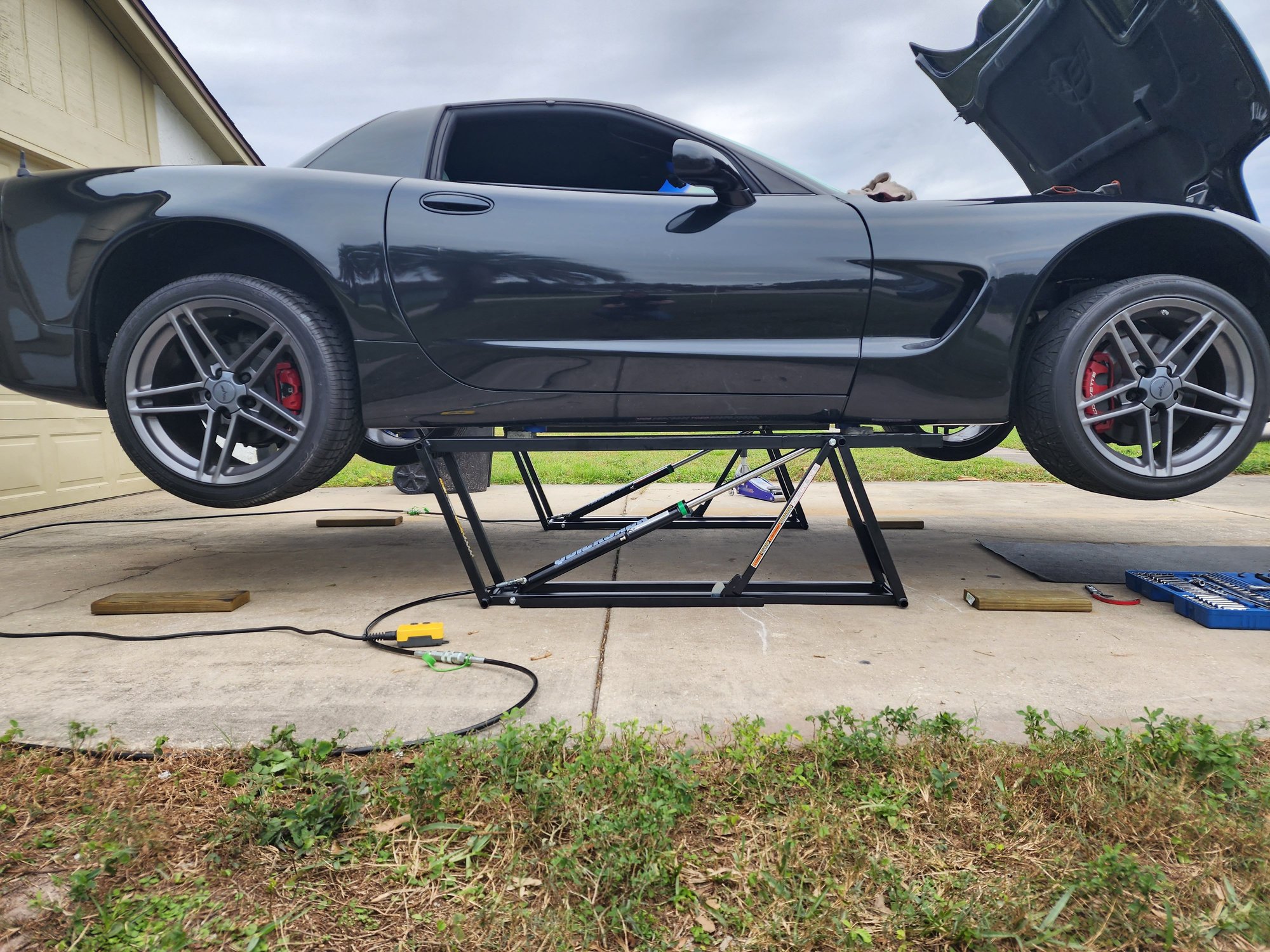 Finally got a Quickjack - CorvetteForum - Chevrolet Corvette Forum ...