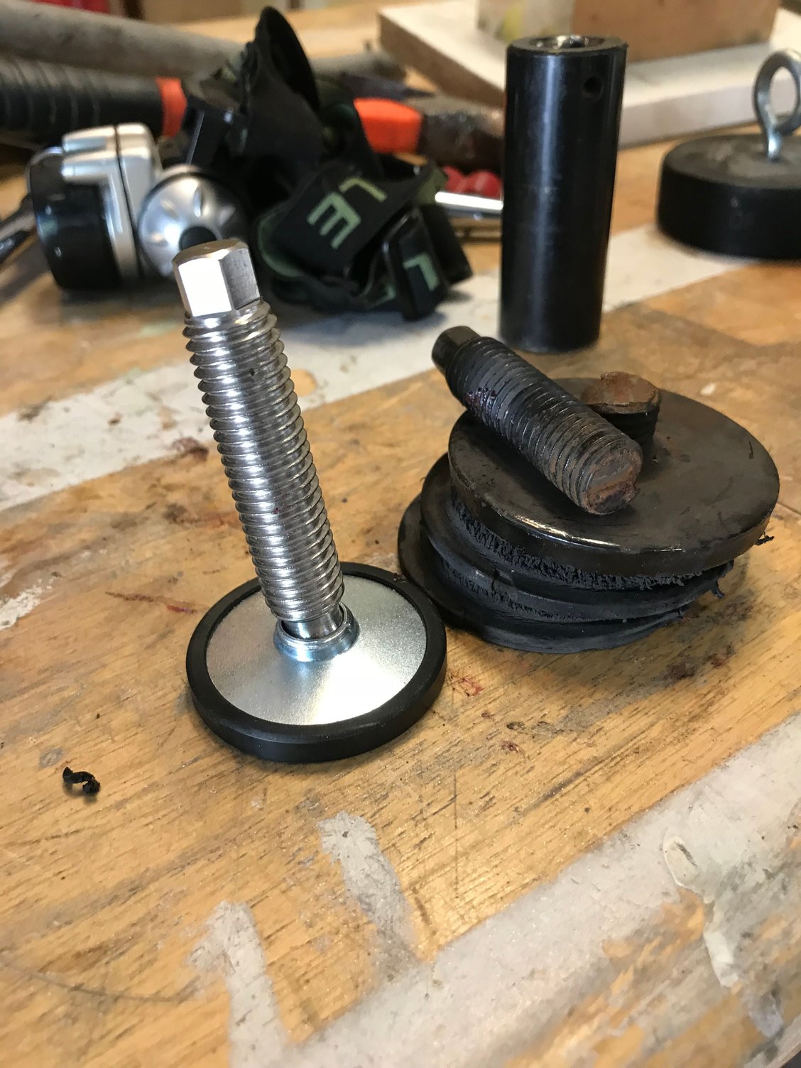 Regarding adjusters on the leaf spring ends - CorvetteForum - Chevrolet ...