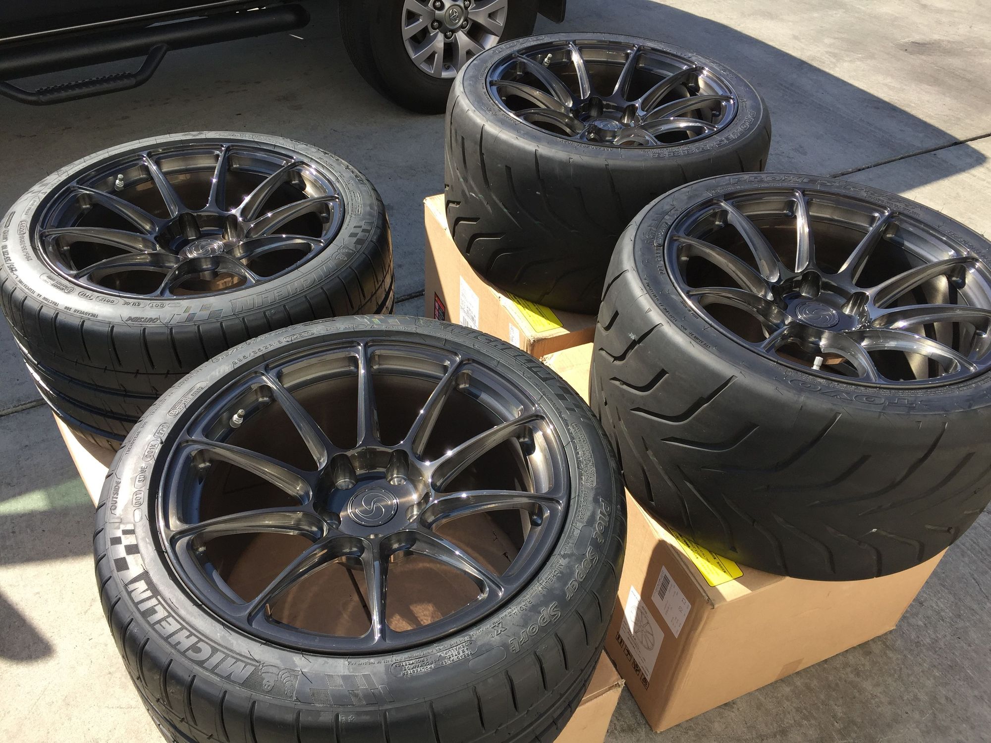 What tires on new 18x12.5 wheels? - CorvetteForum - Chevrolet Corvette ...