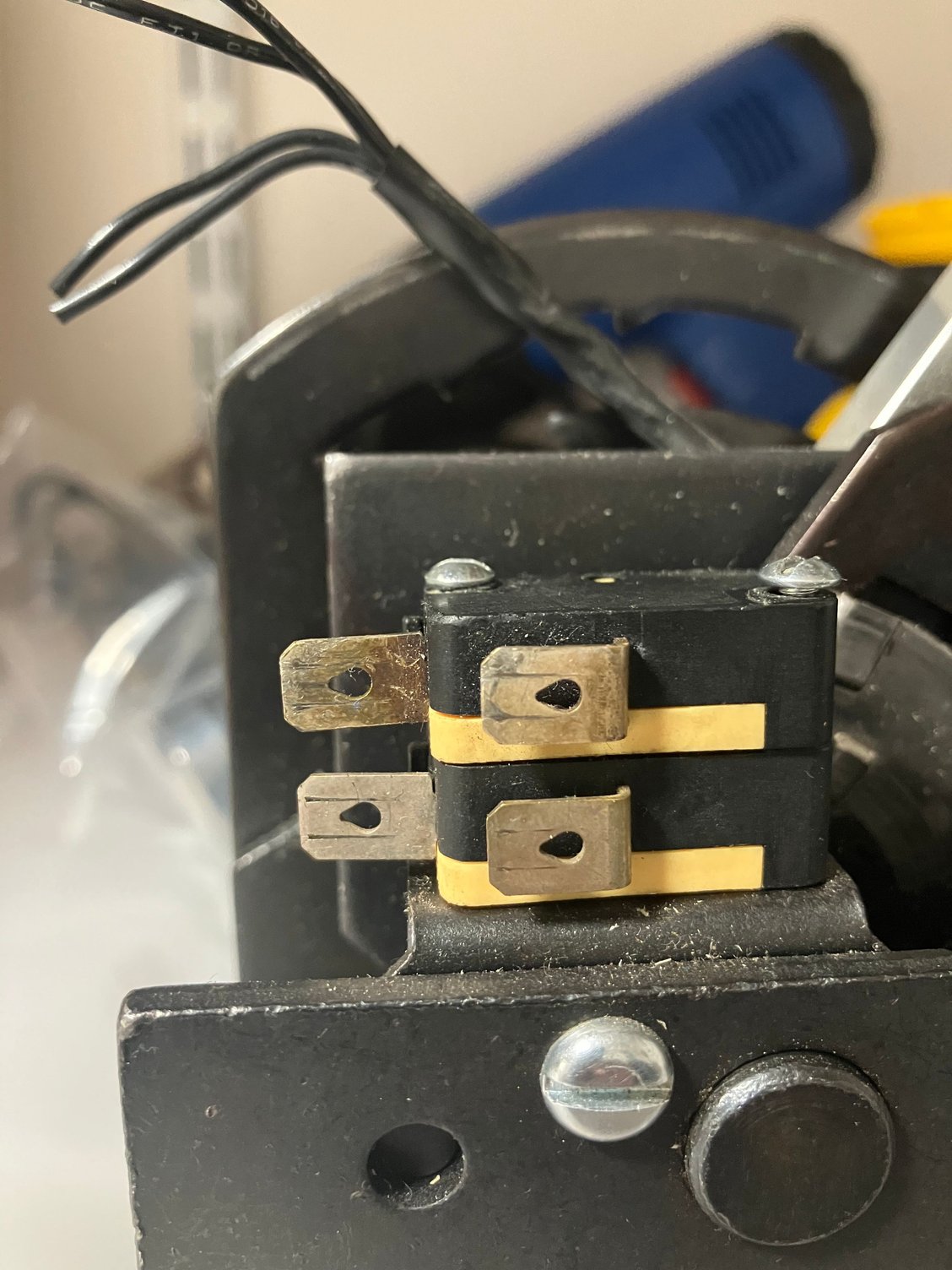 TCI outlaw x gate shifter ( wiring help please) pics - CorvetteForum ...