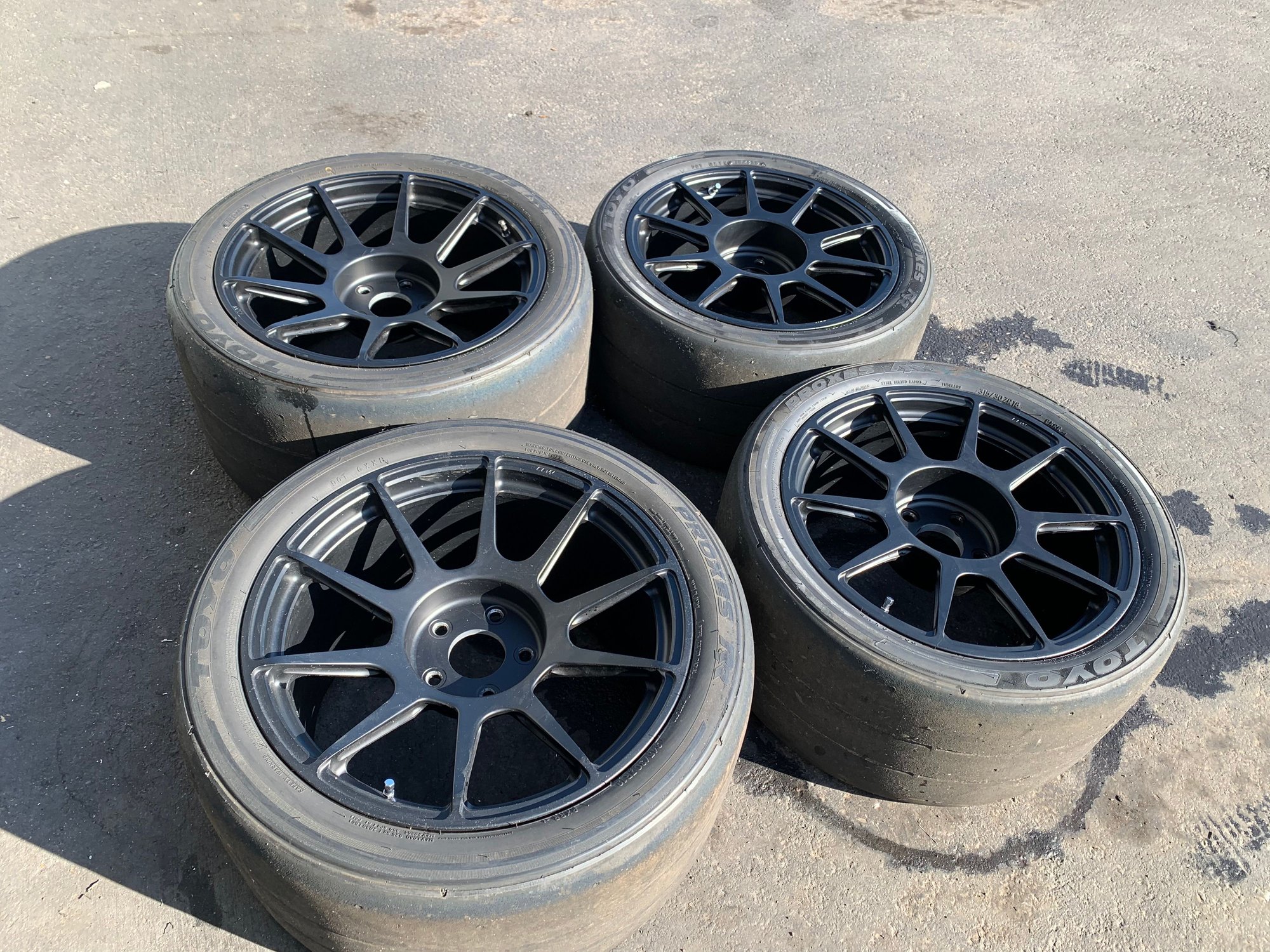 FS (For Sale) CCW TS10 18”/19” wheels with Toyo RR’s for C6/C7 GS/Z06 ...