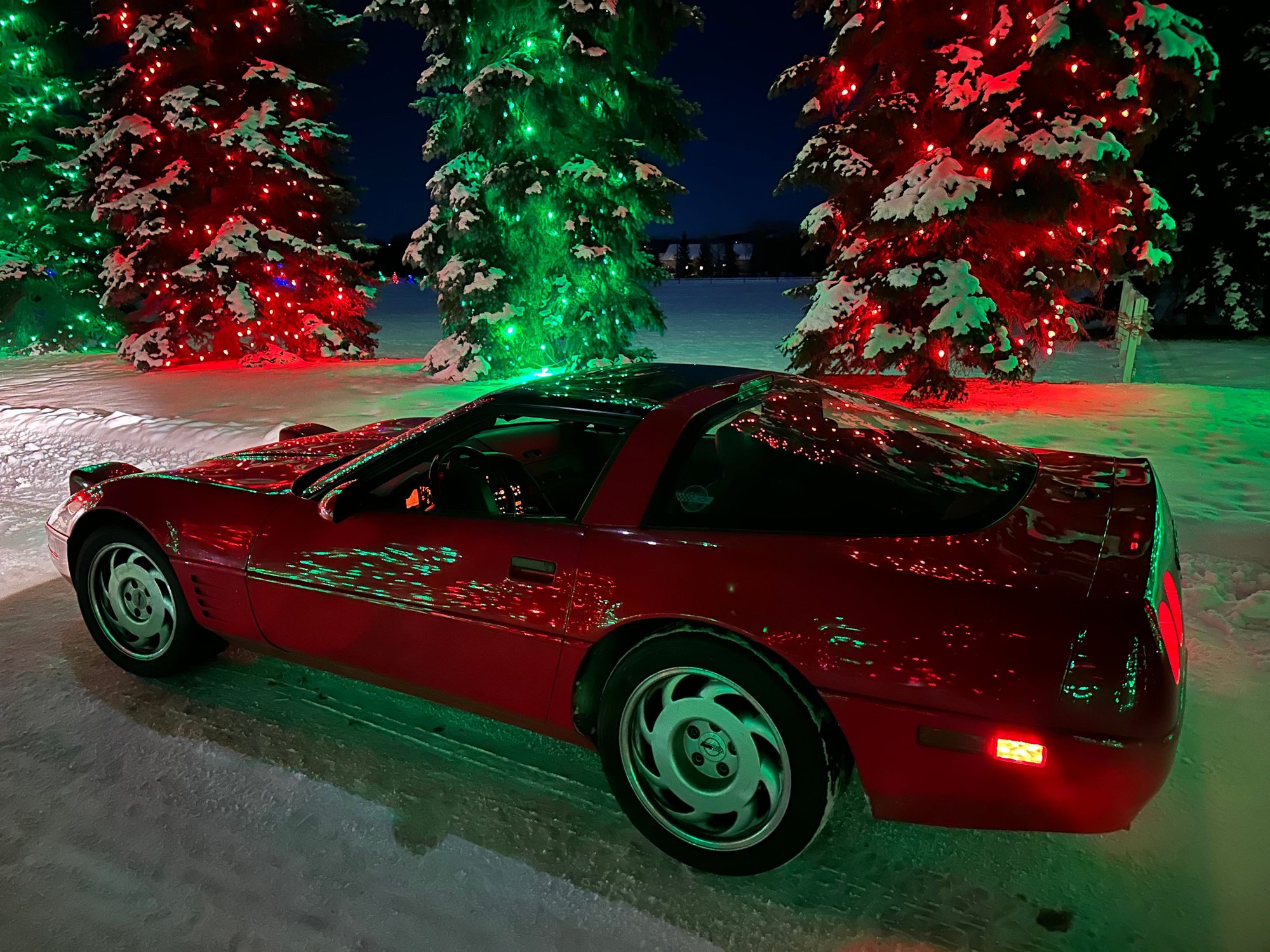 Merry Christmas C4 friends — put your Xmas C4 pics here if u have them ...