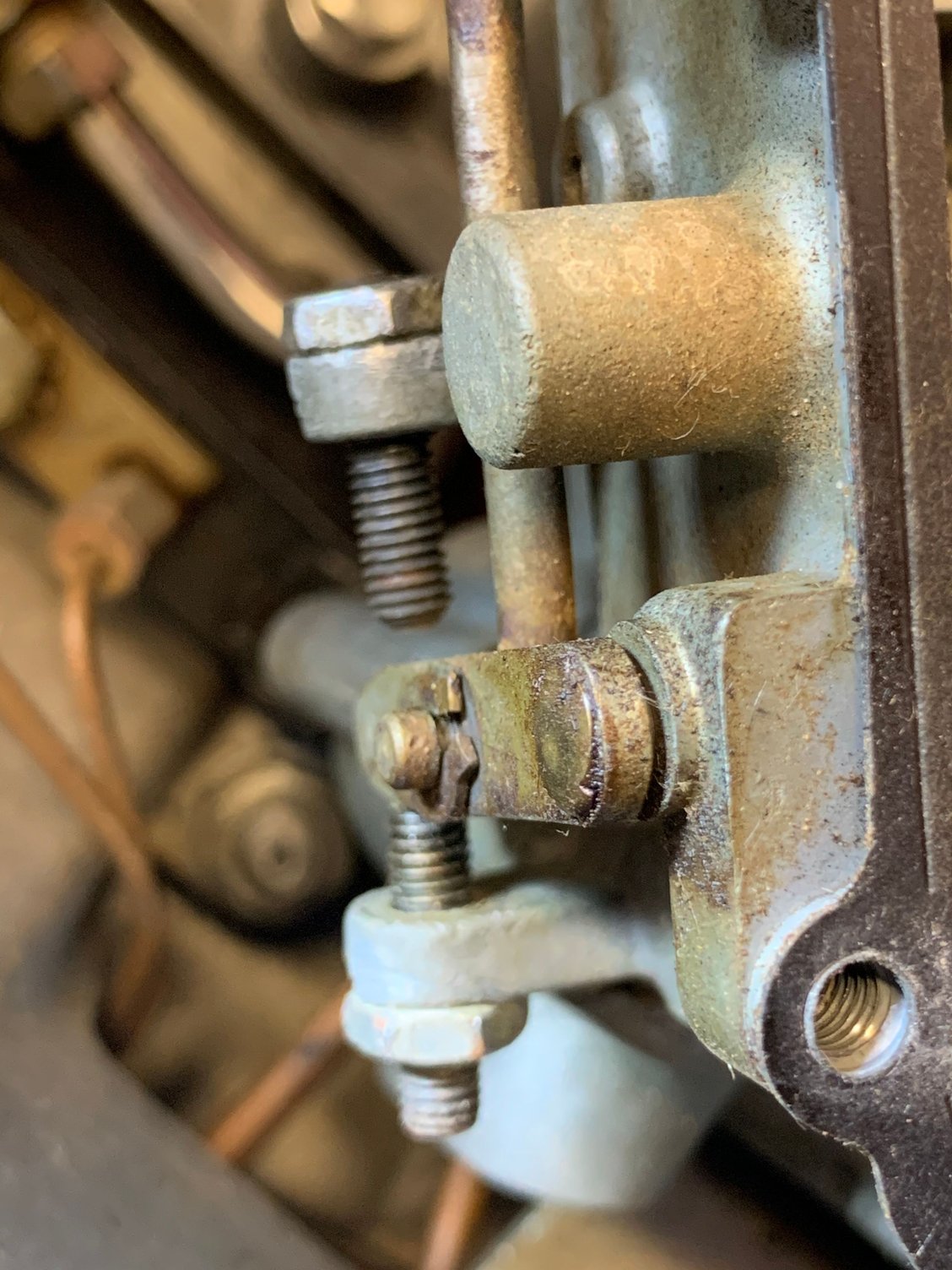 Rochester fuel injection axle link - Page 2 - CorvetteForum - Chevrolet ...