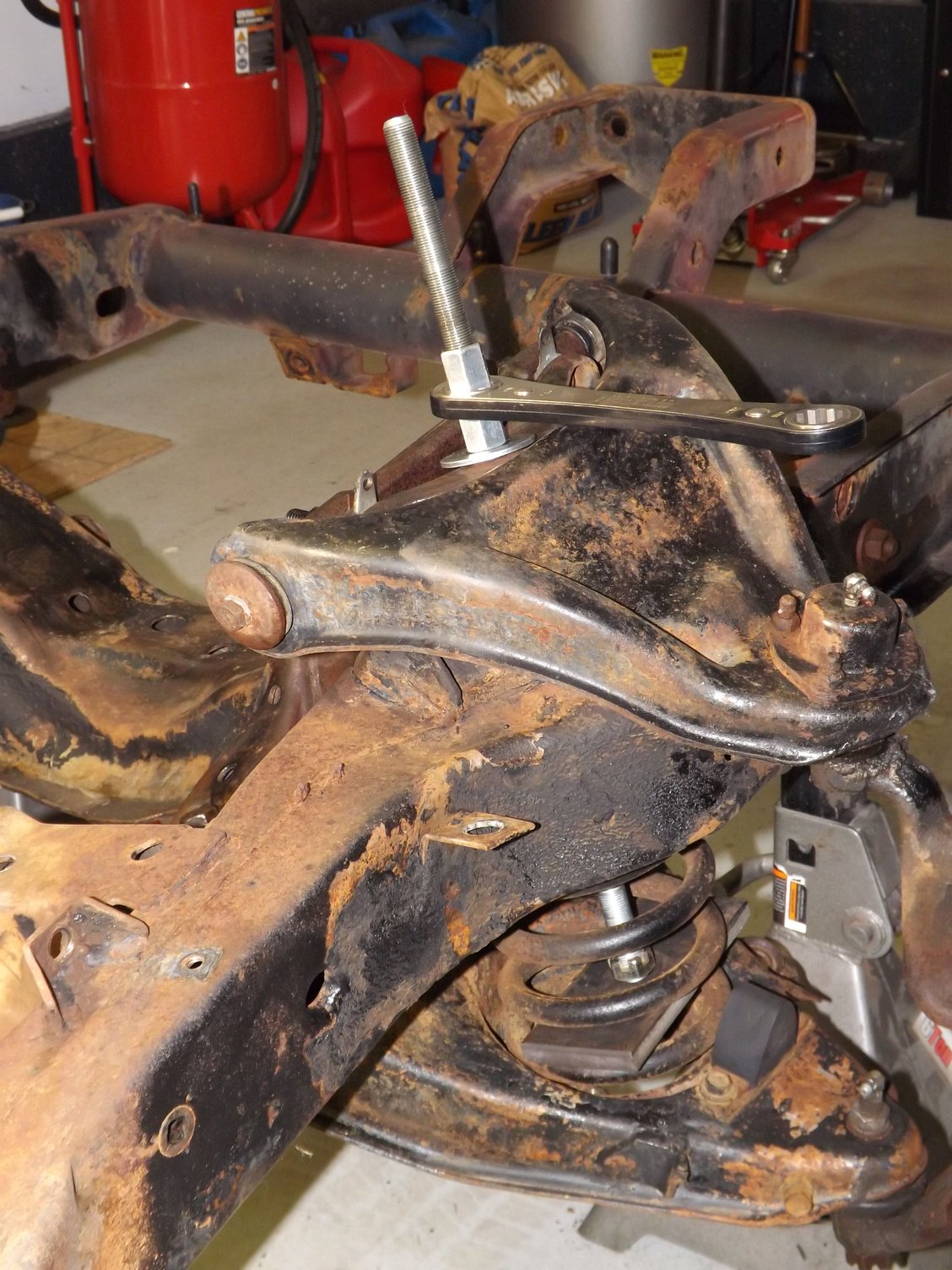 Cheap N' Easy Coil Spring Compressor - CorvetteForum - Chevrolet ...