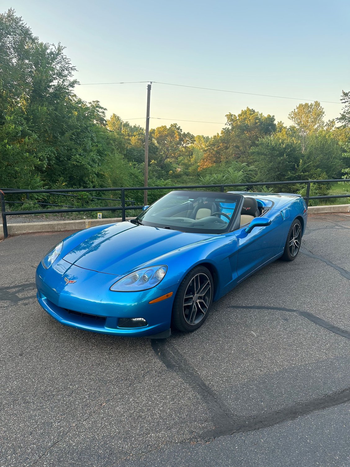 FS (For Sale) 2008 3lt, 6mt, jetstream blue convertible - CorvetteForum ...