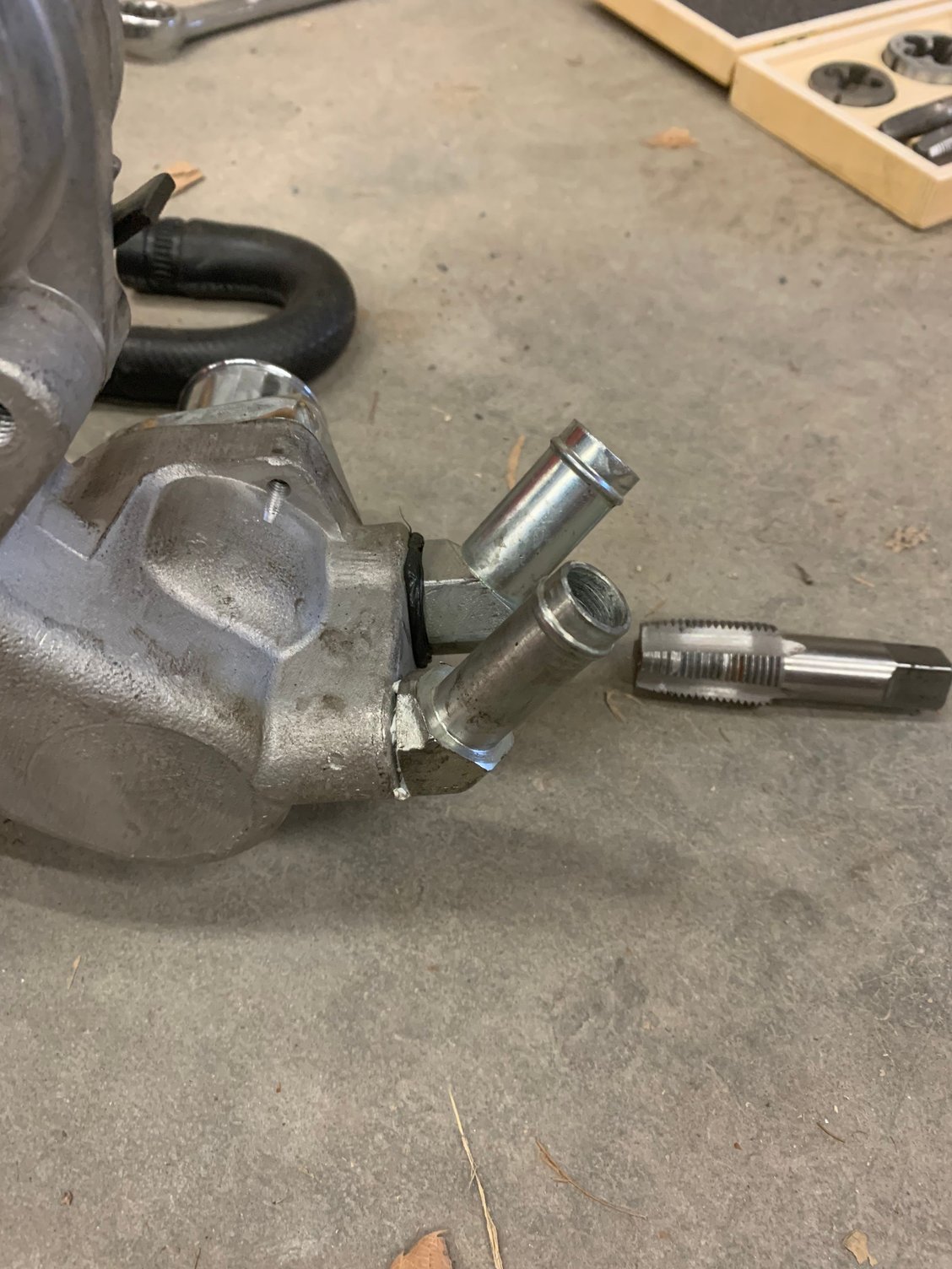 NAPA 9286 lower radiator hose for LS swap - CorvetteForum - Chevrolet ...