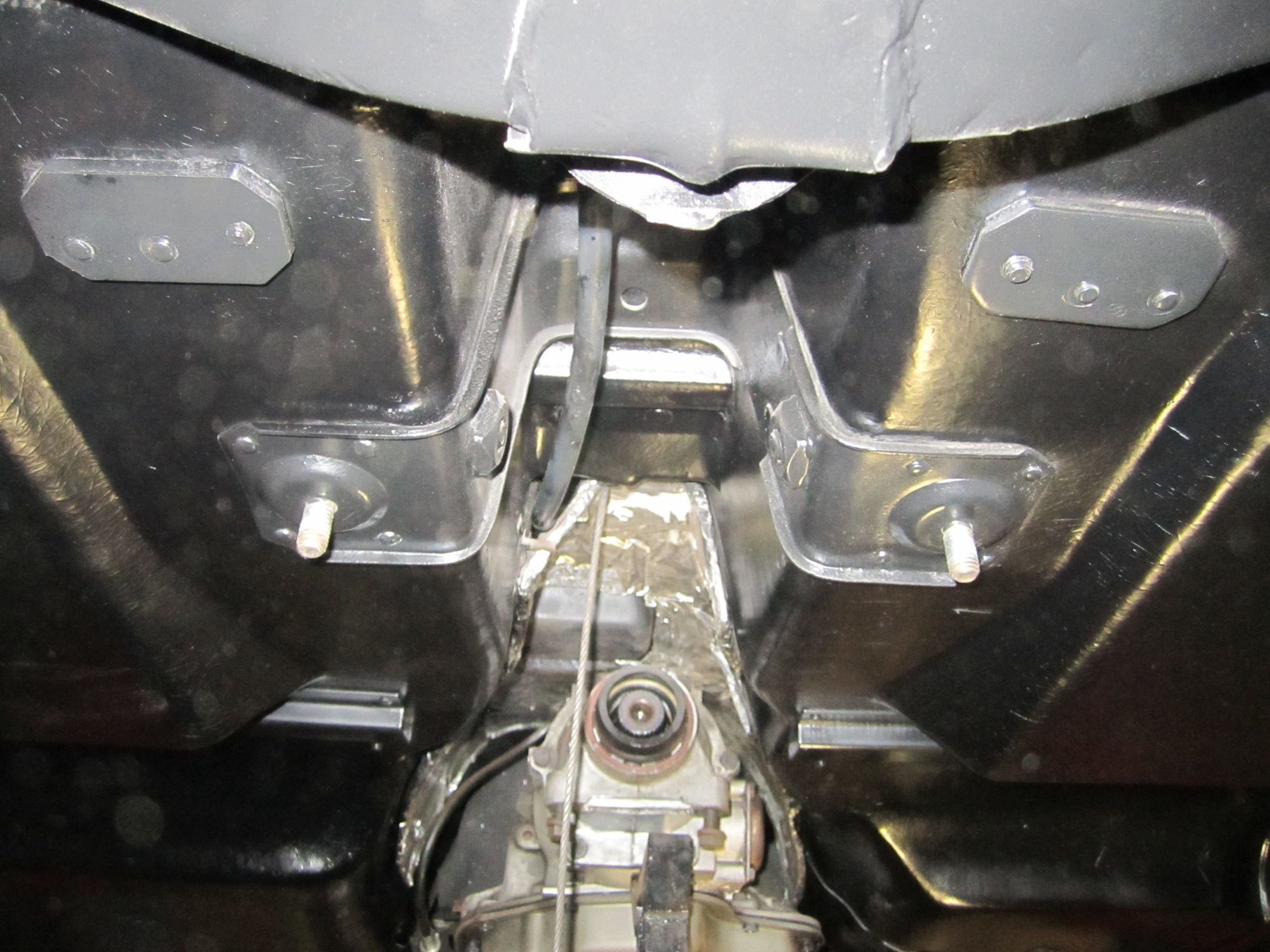 Seat Frame Bolts - CorvetteForum - Chevrolet Corvette Forum Discussion