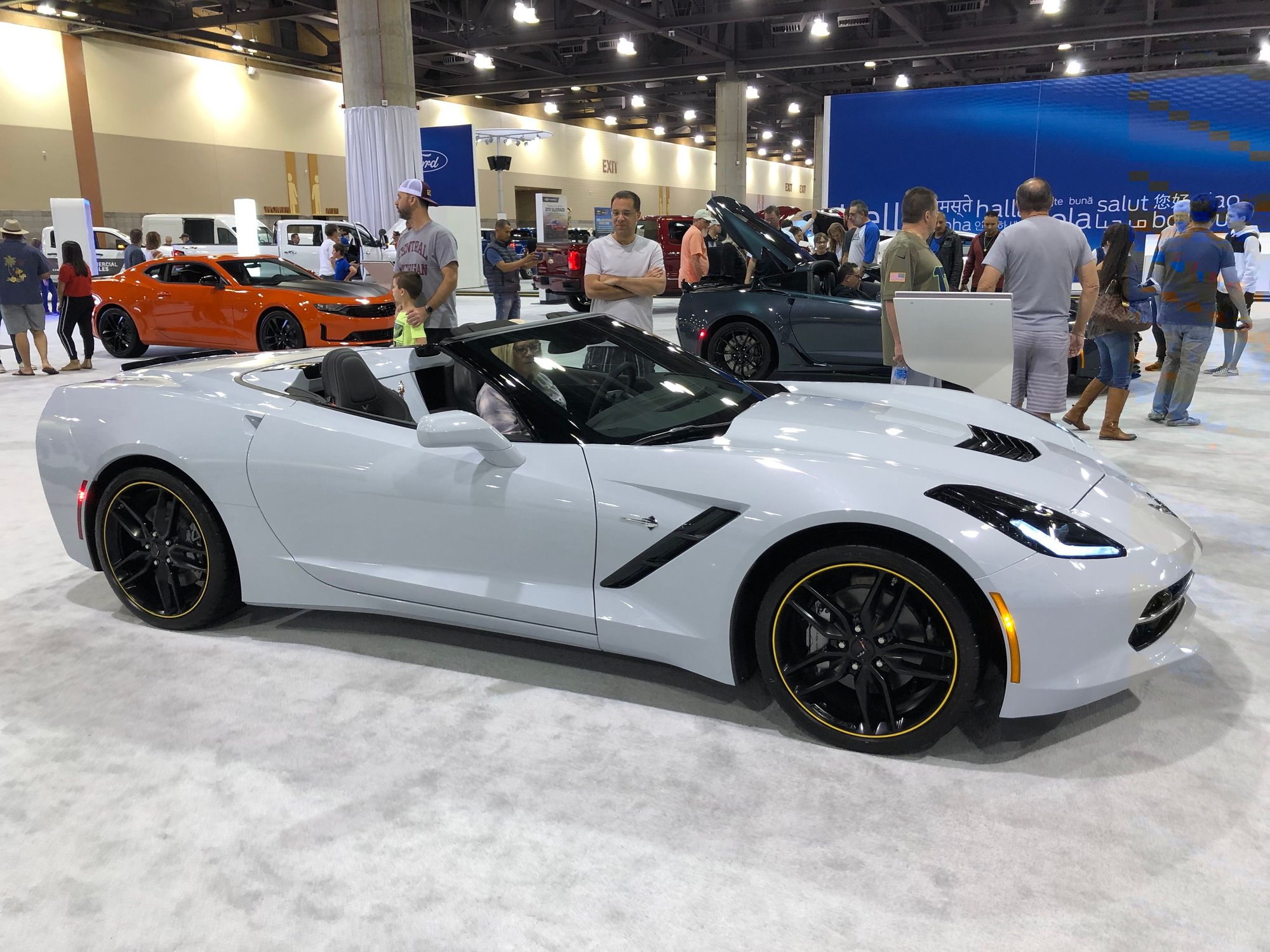 Phoenix Auto Show Sunday.... - CorvetteForum - Chevrolet Corvette Forum ...