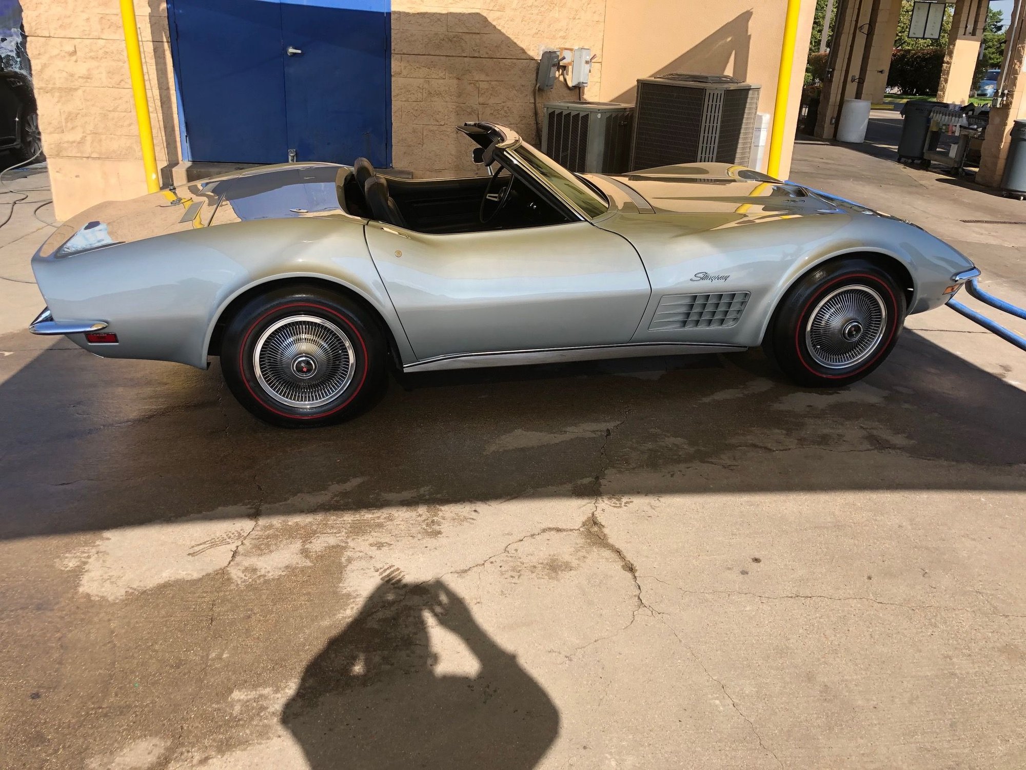 Luggage rack on trunk lid for 69 vettes - CorvetteForum - Chevrolet ...