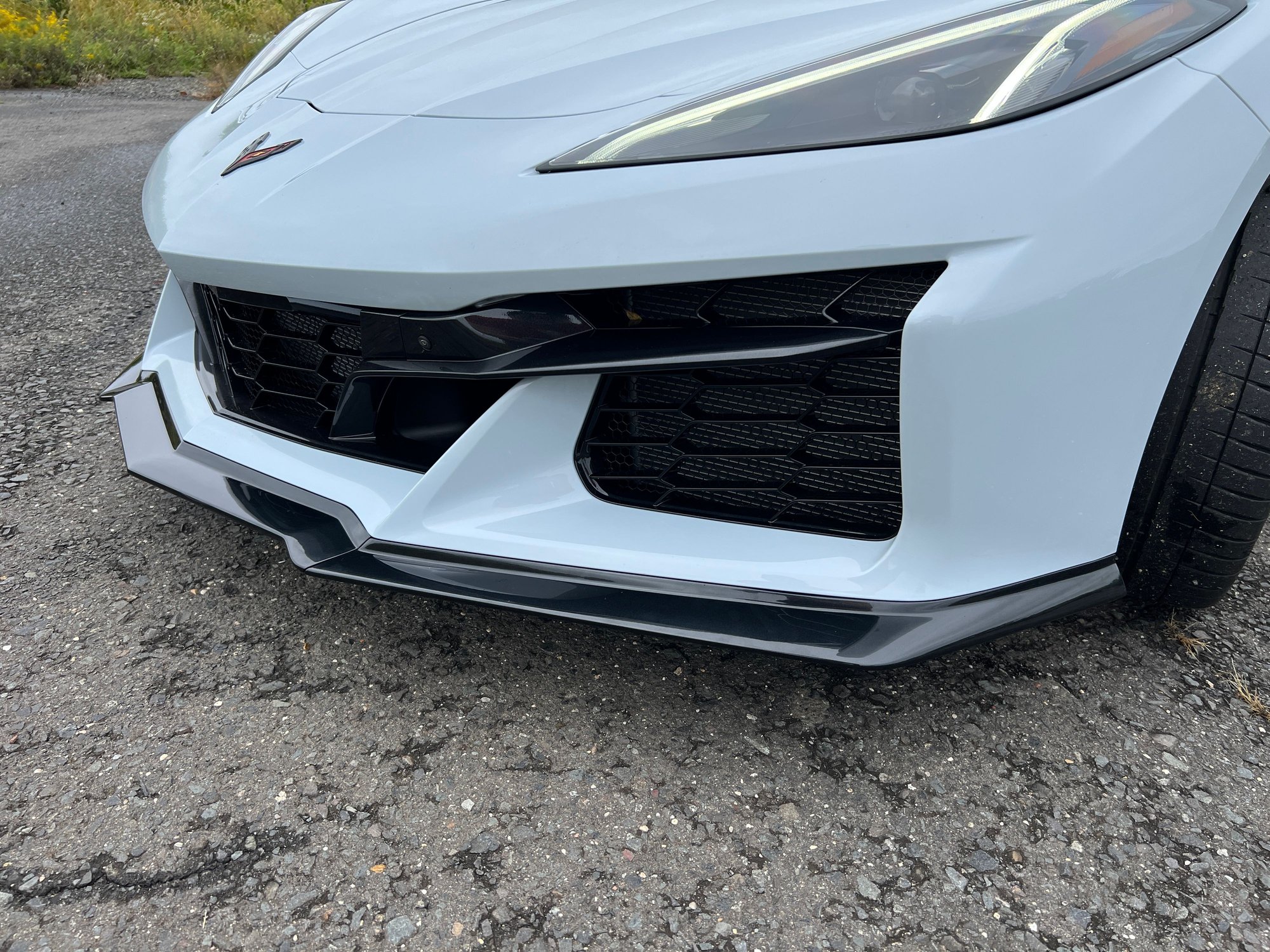 Apsis: Now we have C8 Z06 Front Splitter w/o Dive Plane ...