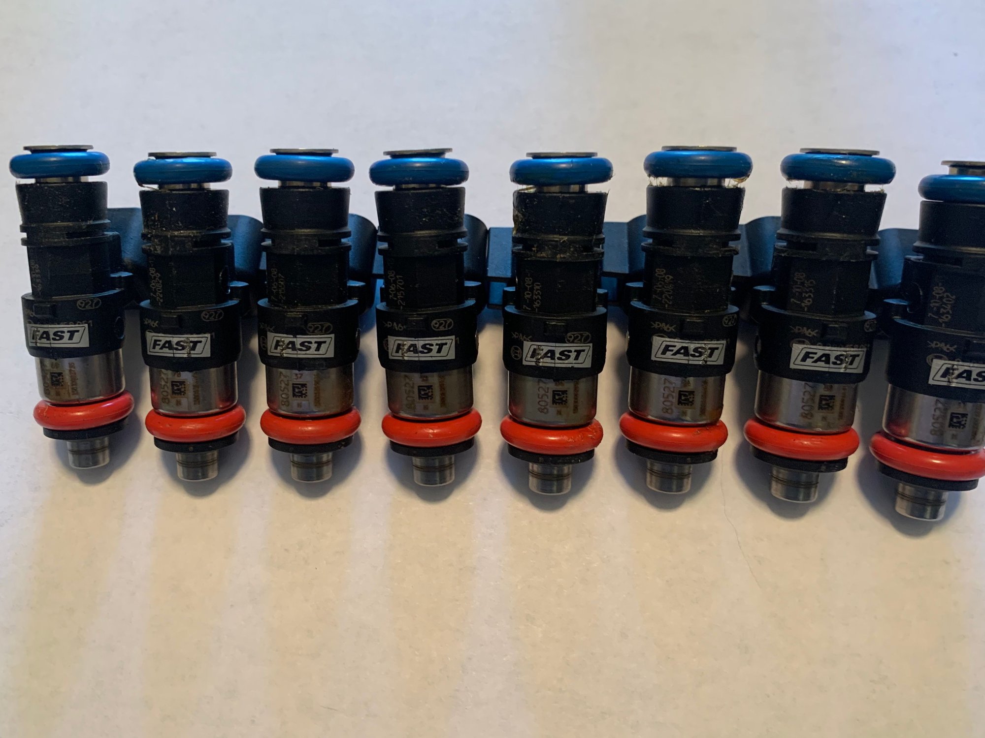 FS (For Sale) FAST 80527 - 8 Fuel injectors set of 8 65 lb/hr (682.5cc ...