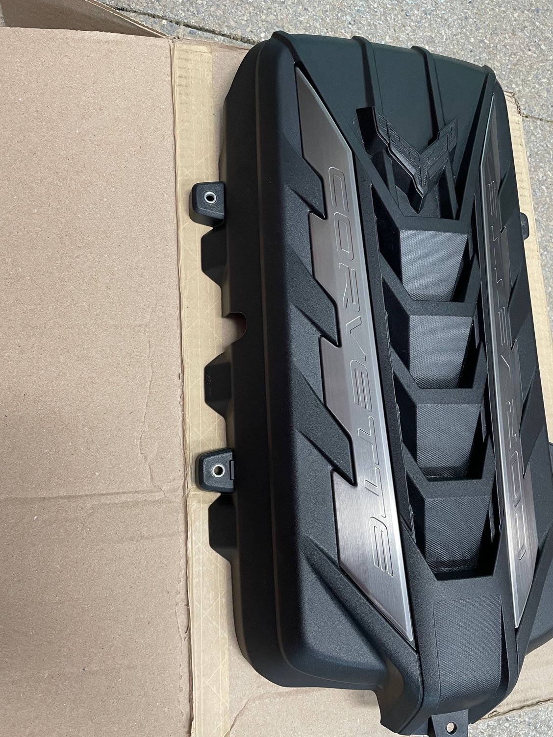 FS (For Sale) Standard (Gray) C8 engine cover - CorvetteForum ...